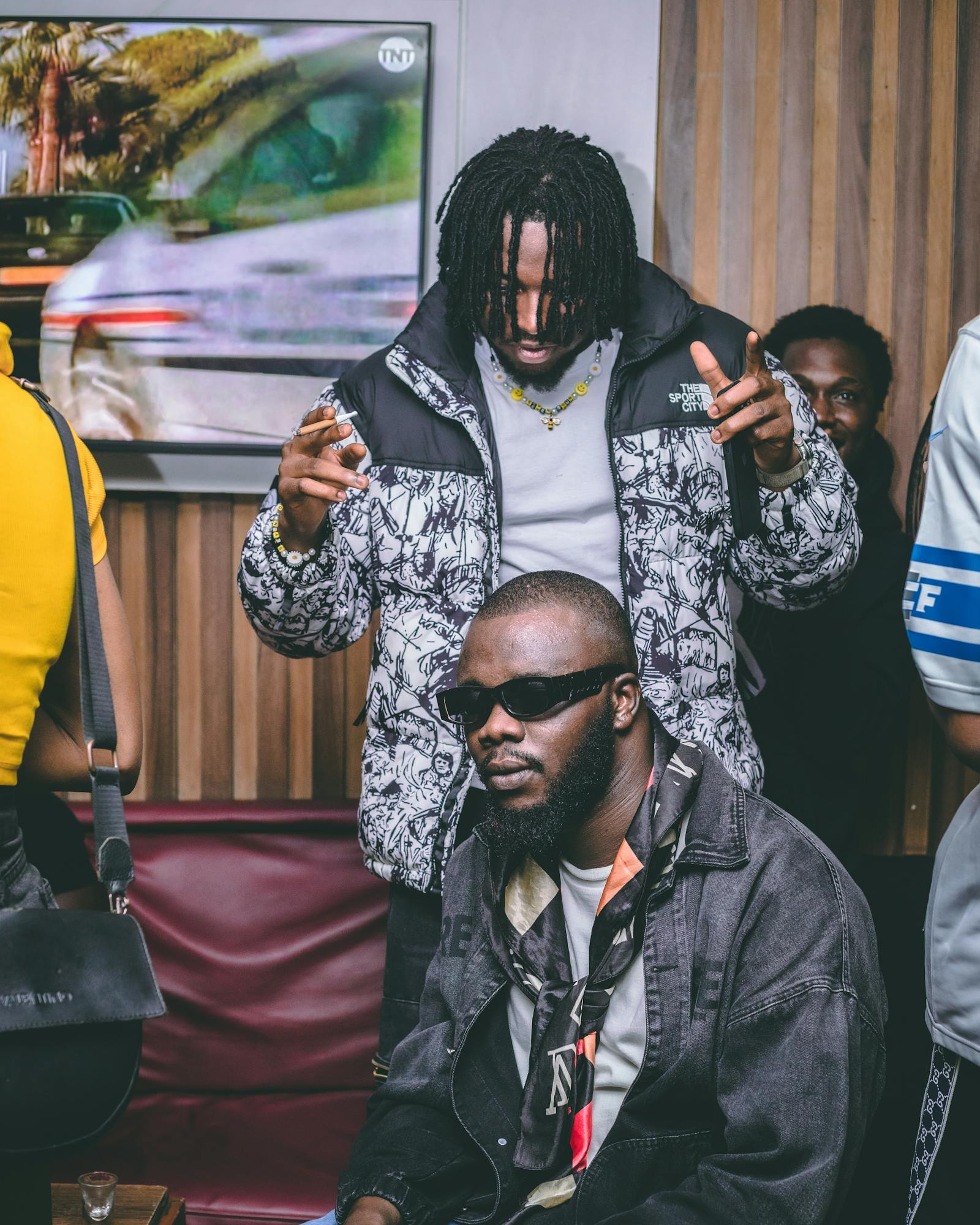 Background For Group Photo Photos, Download The BEST Free Background ...