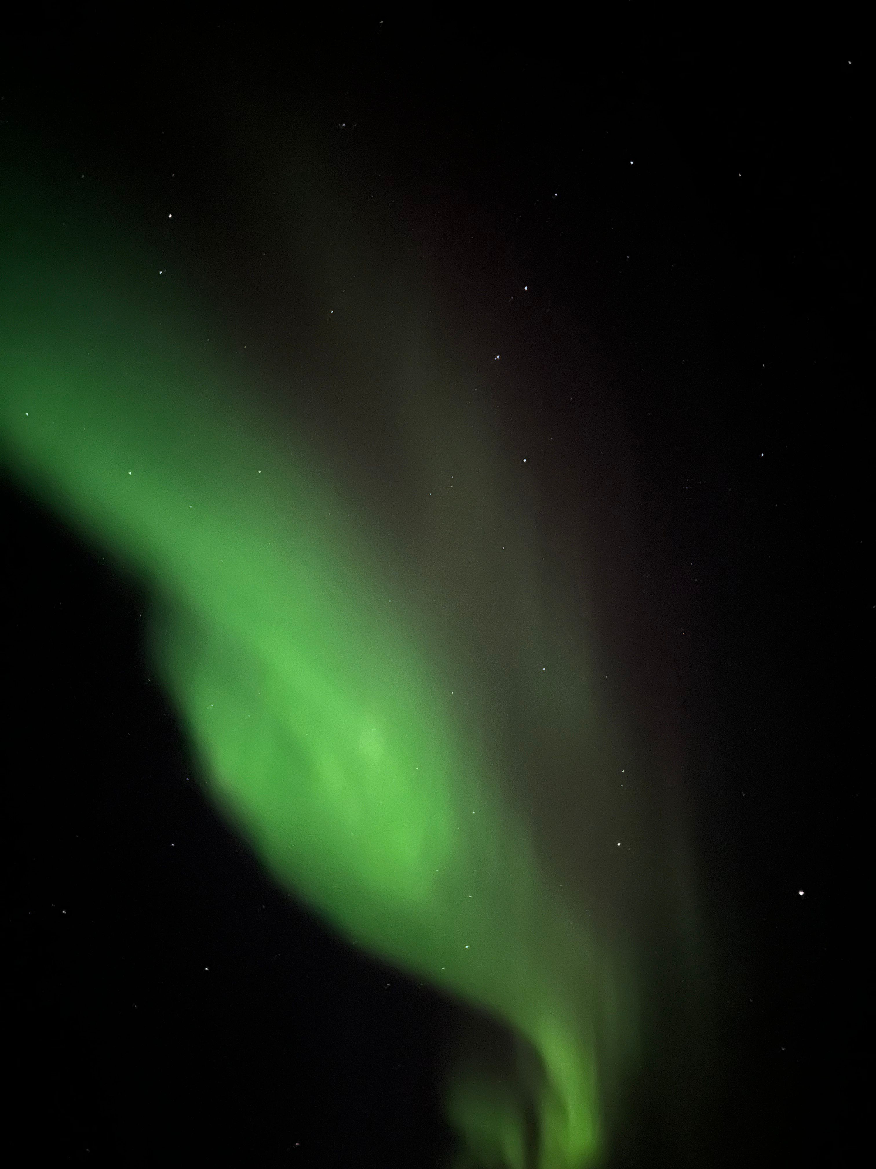 Spectacular Northern Lights Over Tromsø Night Sky · Free Stock Photo