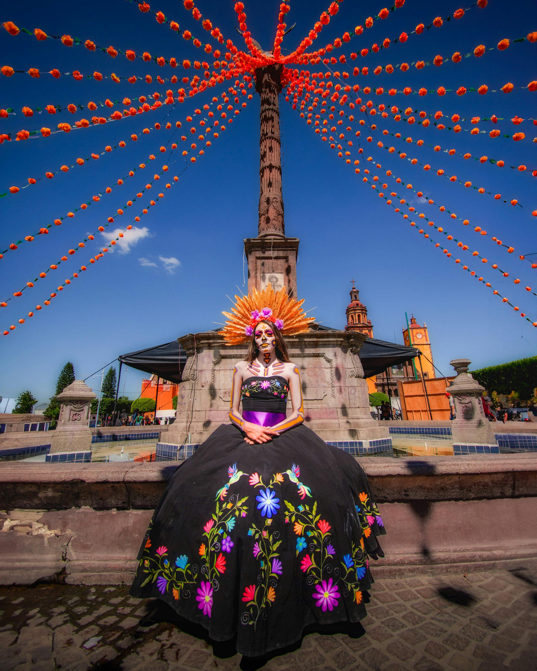 Catrina Elegante Em Traje Tradicional Mexicano · Foto profissional gratuita