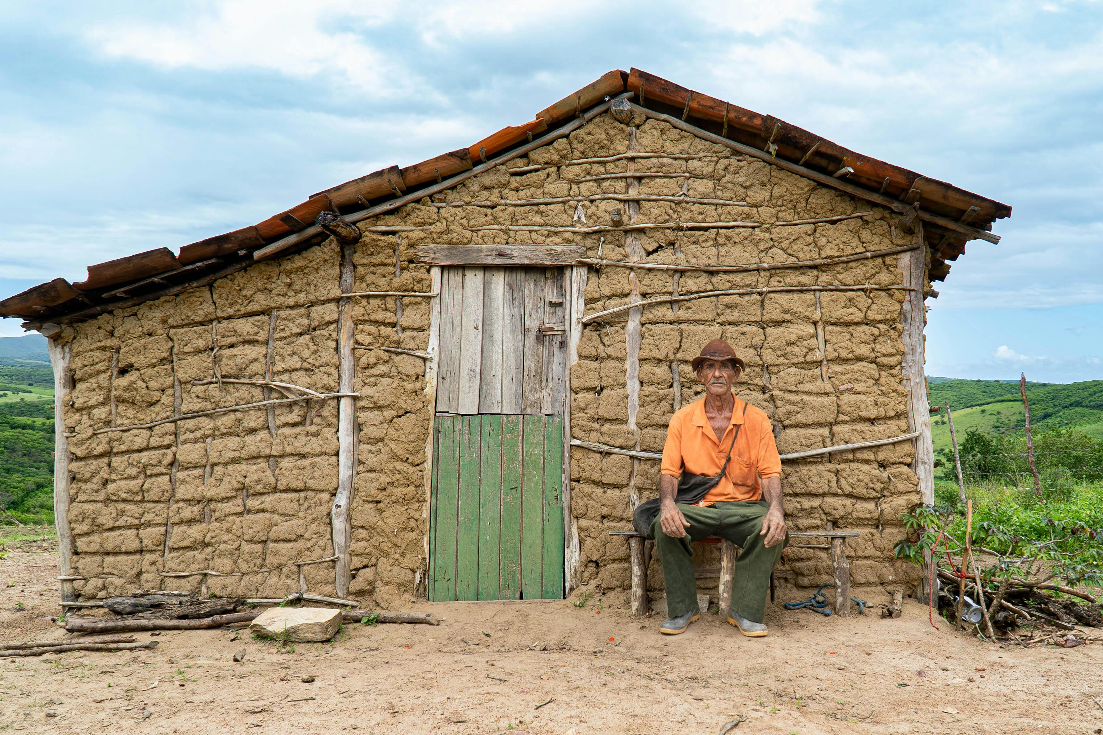Rural Life in Traipu, Brazil: Traditional Clay House · Free Stock Photo