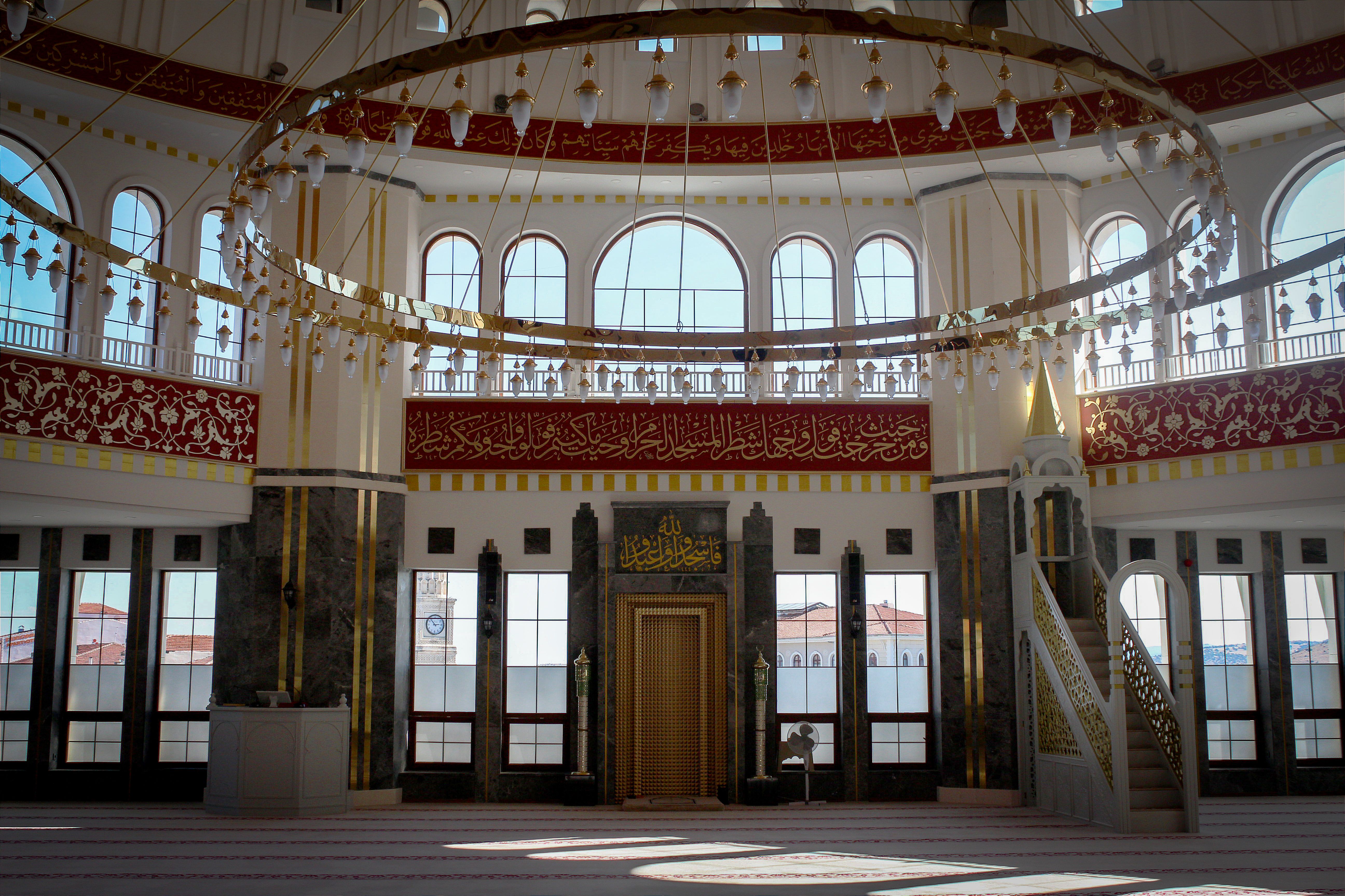 Elegant Interior of a Modern Mosque with Chandeliers · Free Stock Photo