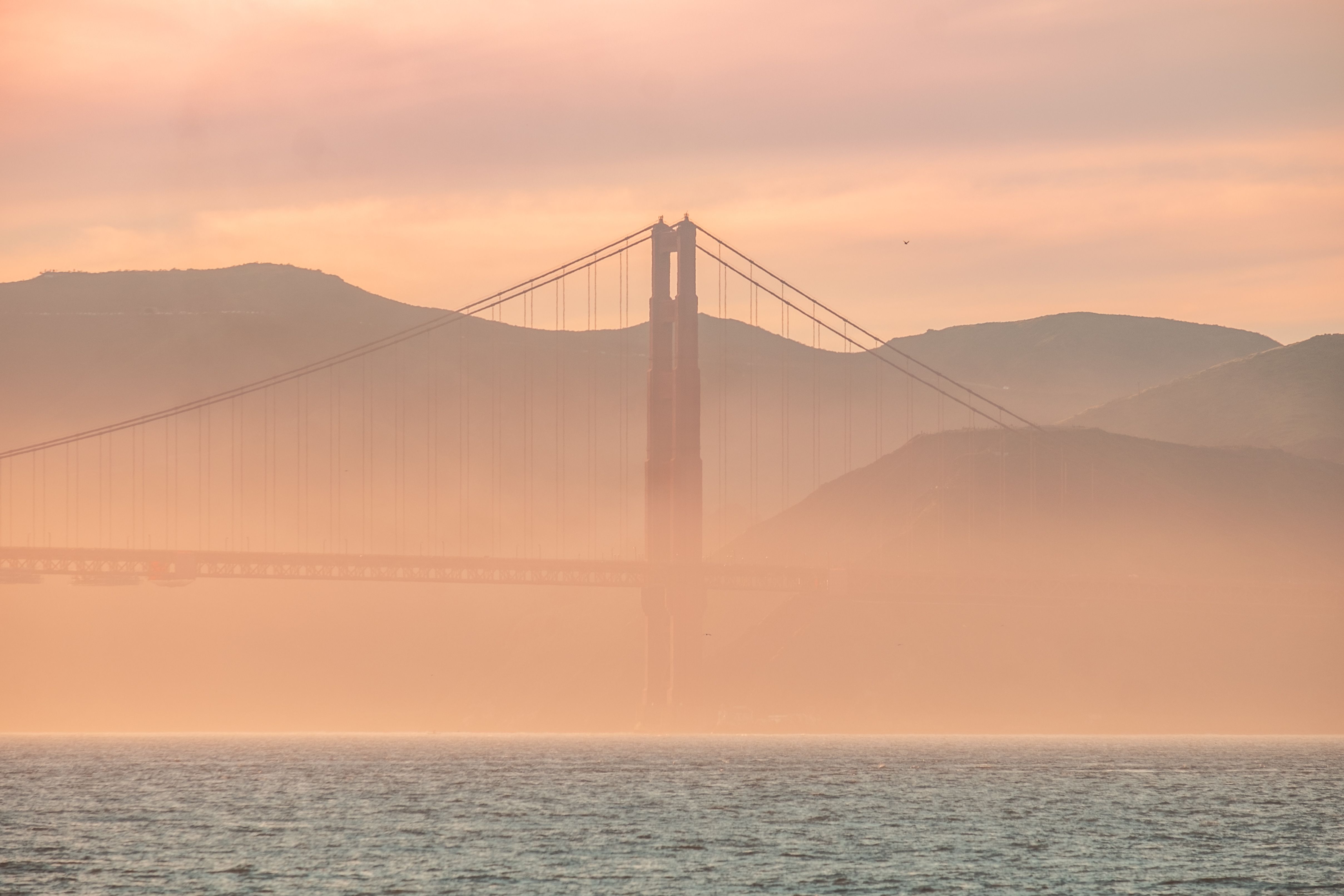 Golden Gate Bridge in Morning Mist · Free Stock Photo