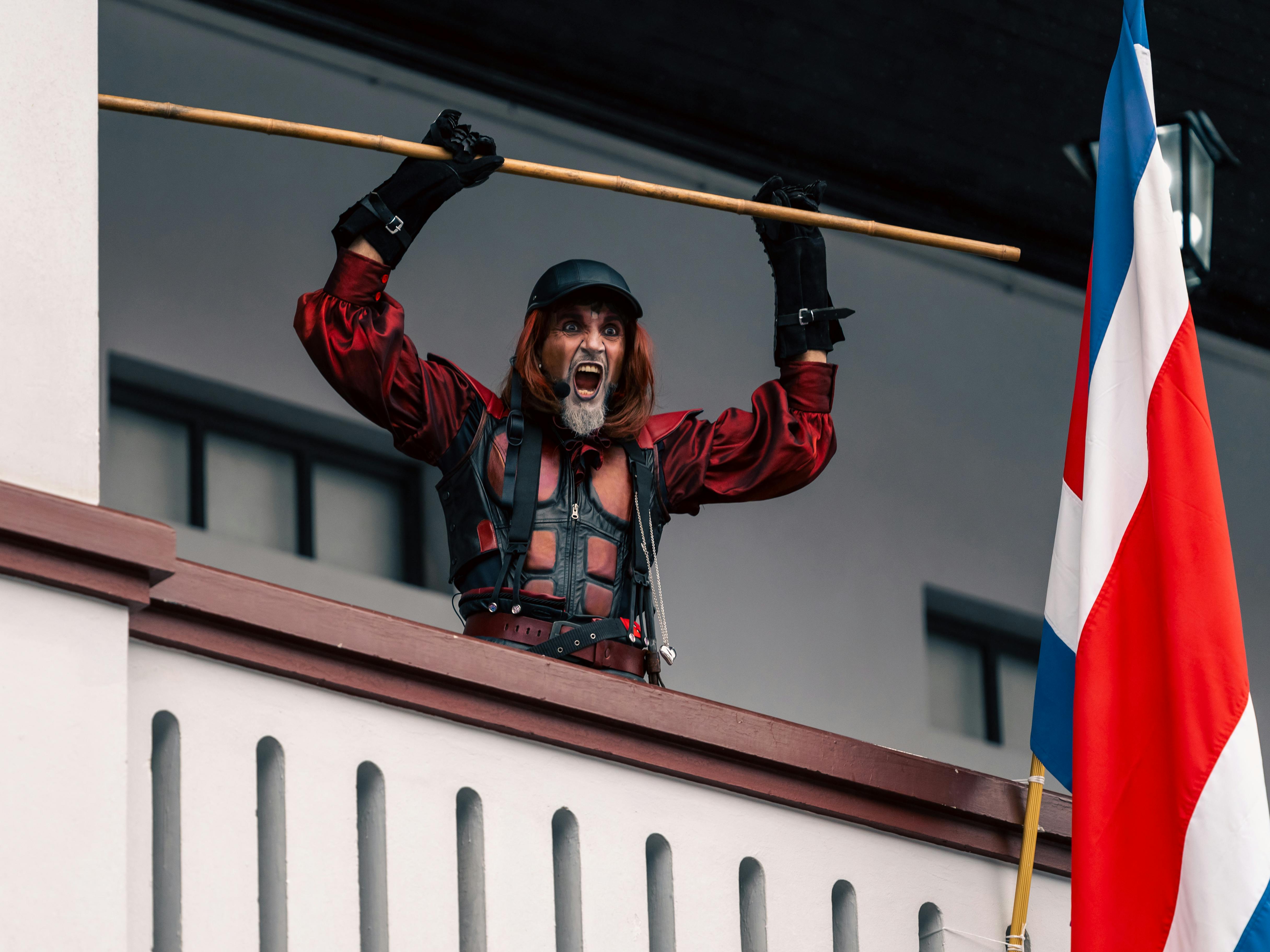 Dramatic Street Performance in Alajuela, Costa Rica · Free Stock Photo