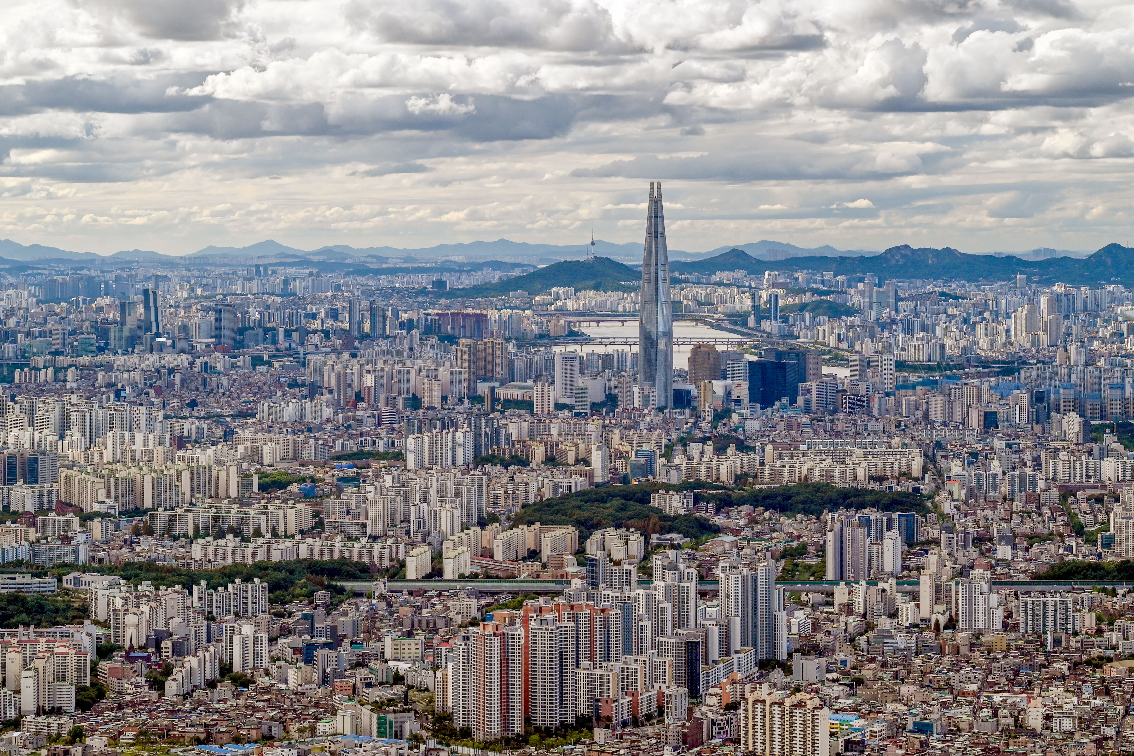 Vista Aérea De Seúl Con La Torre Lotte World · Foto de stock gratuita