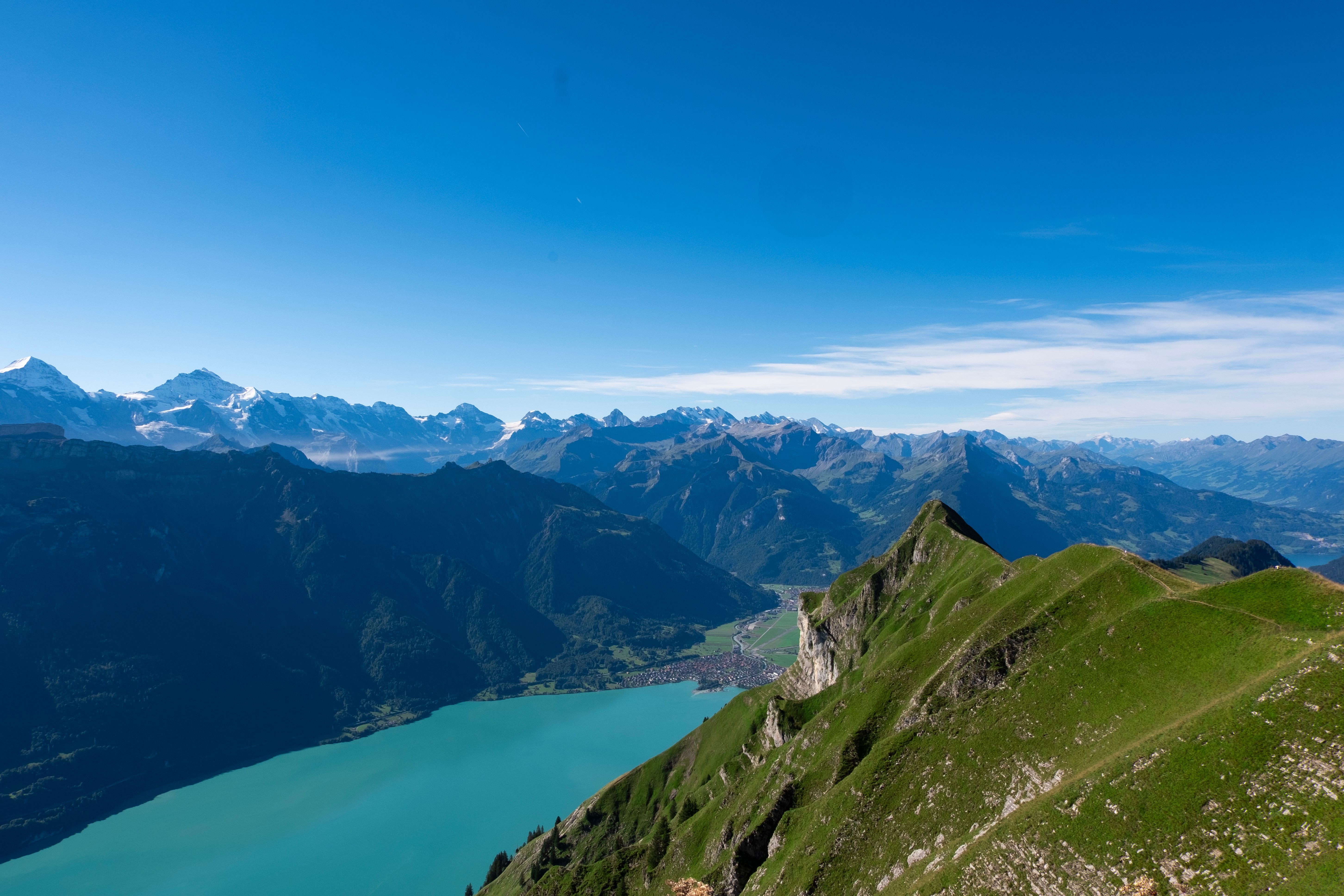 Stunning Alpine Landscape with Serene Lake · Free Stock Photo