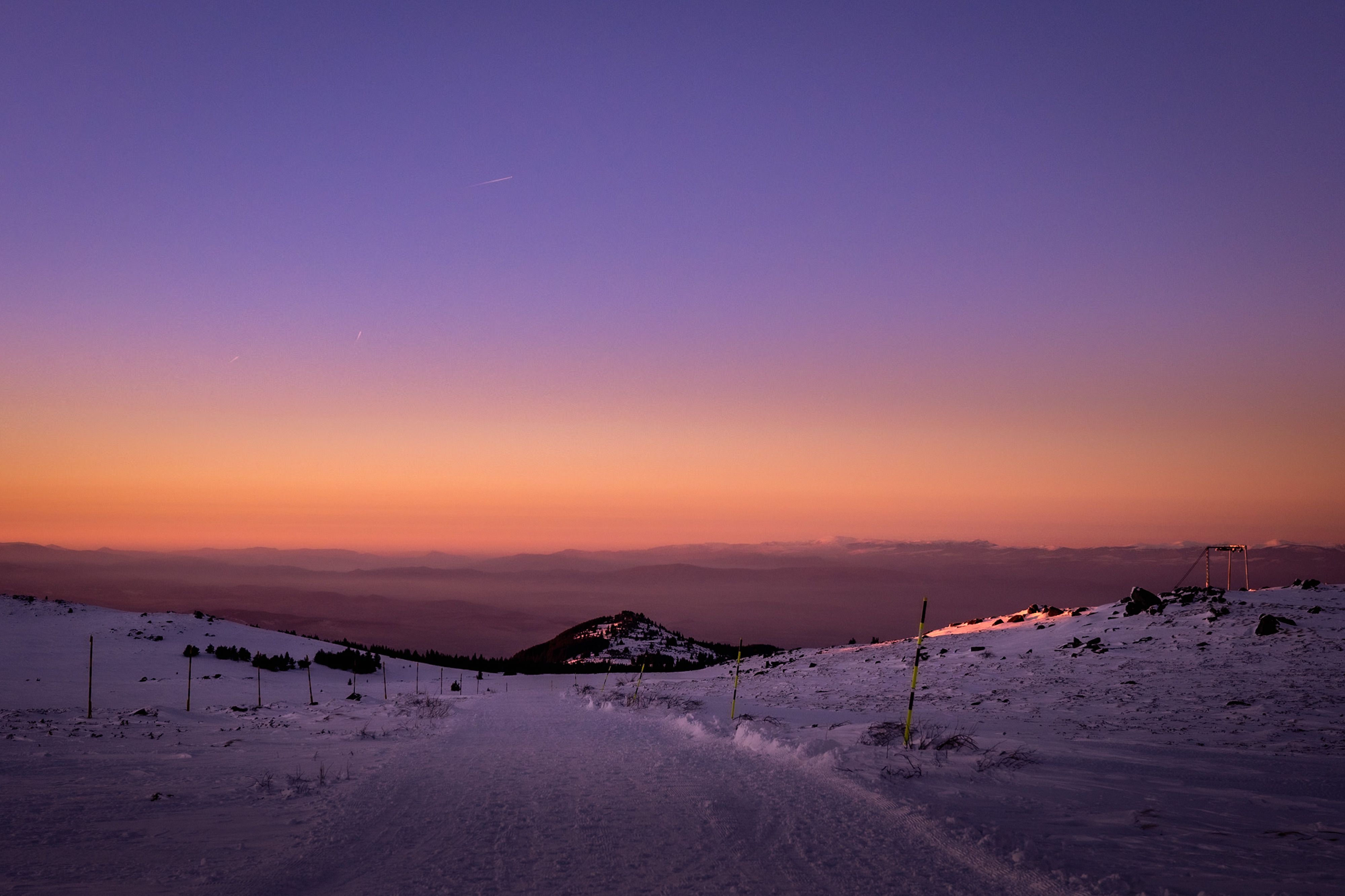 Scenic Snowy Mountain Sunset Landscape · Free Stock Photo
