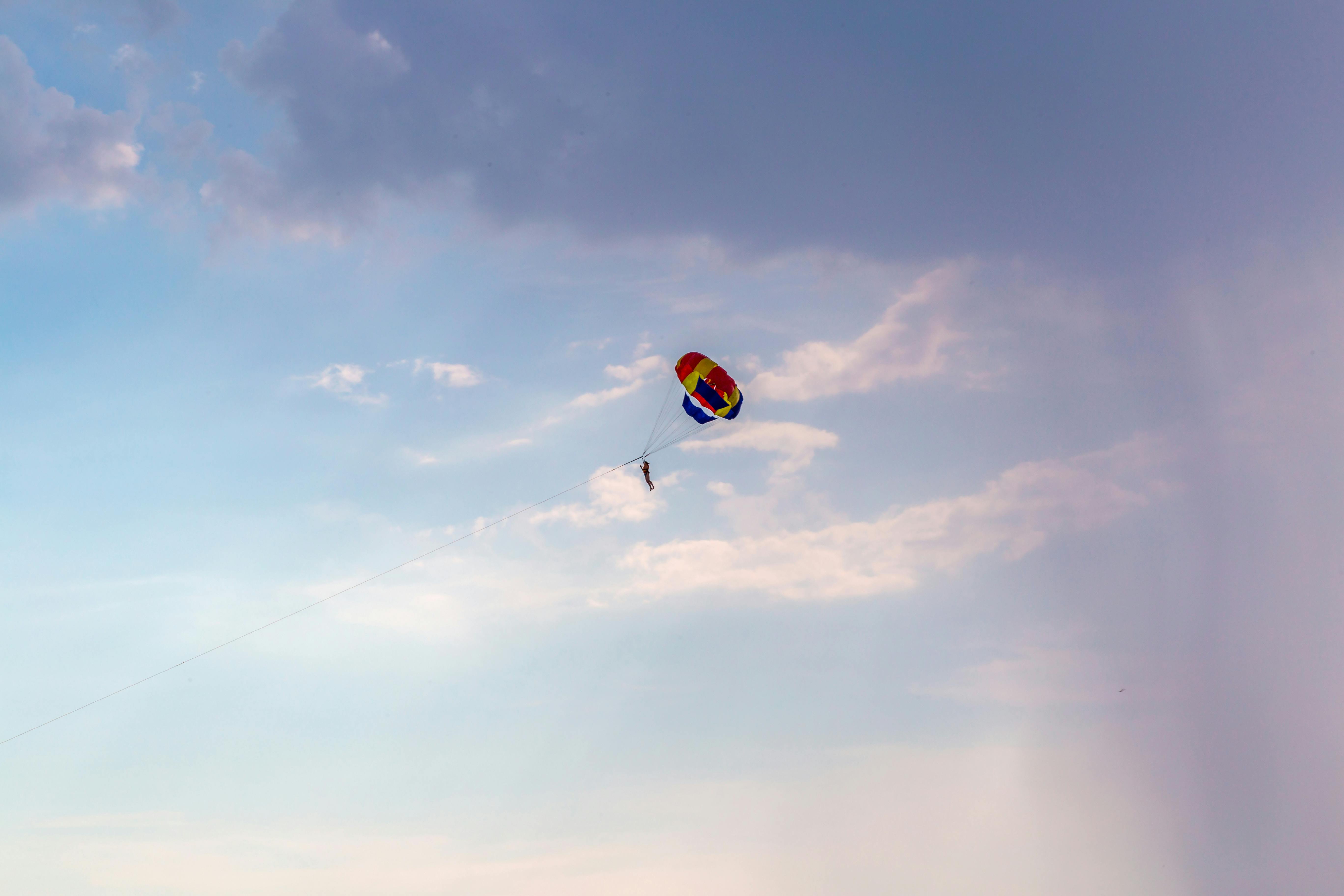 400.000+ melhores imagens de Pessoa Voando · Download 100% grátis ...