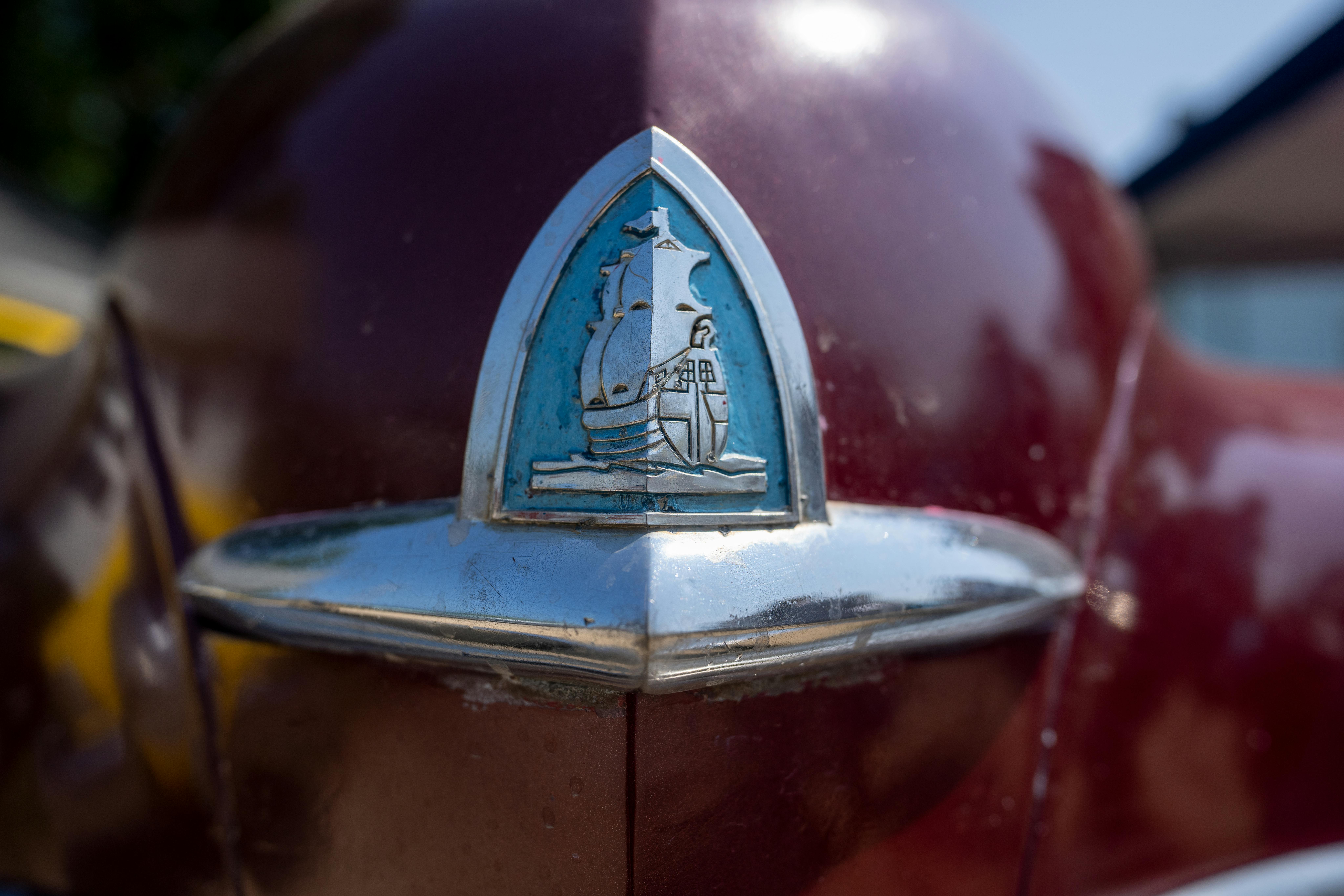 Decayed Style Logo Design Ideas – Logomakershop Blog