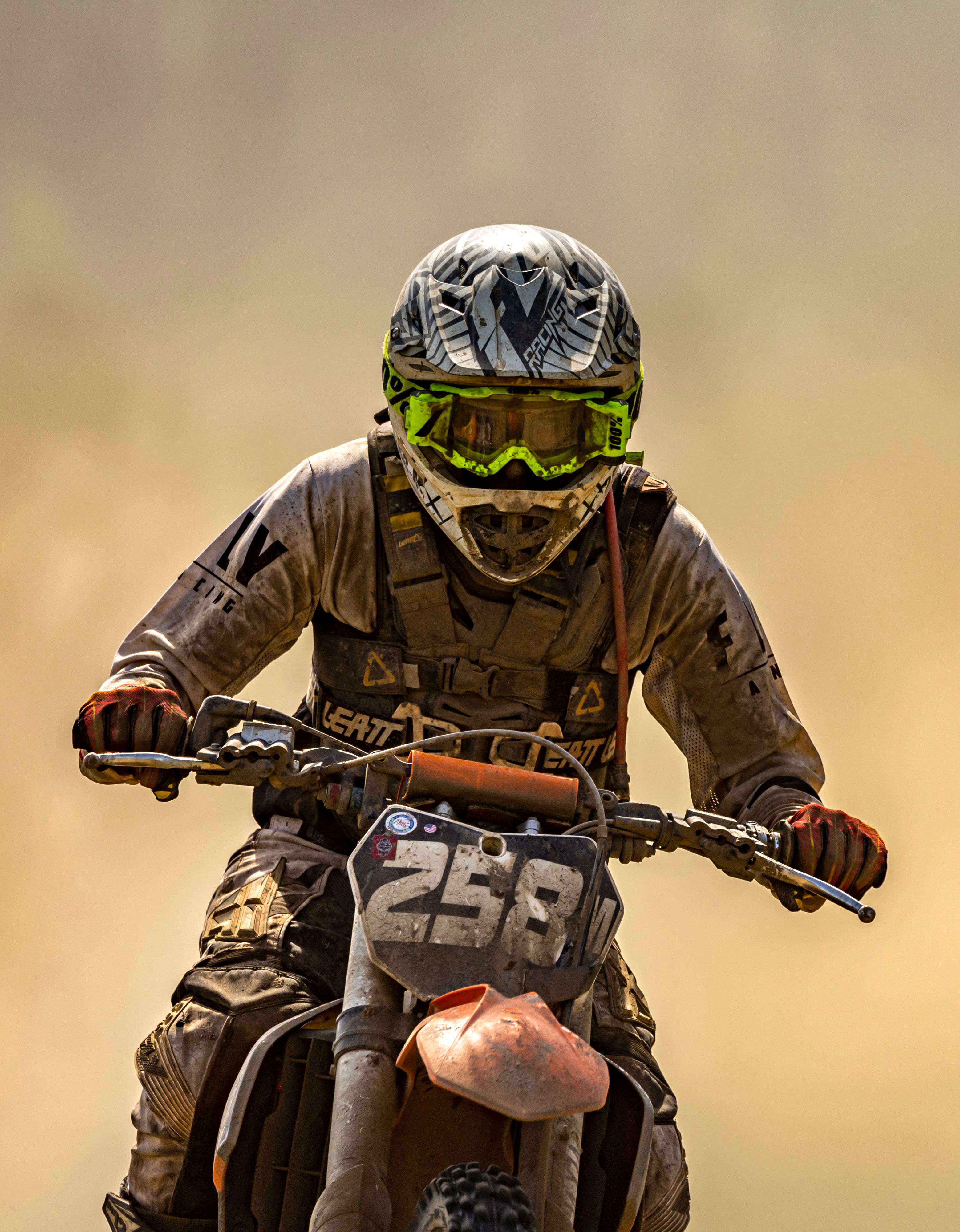 Dynamic Dirt Bike Racer in Action Shot · Free Stock Photo