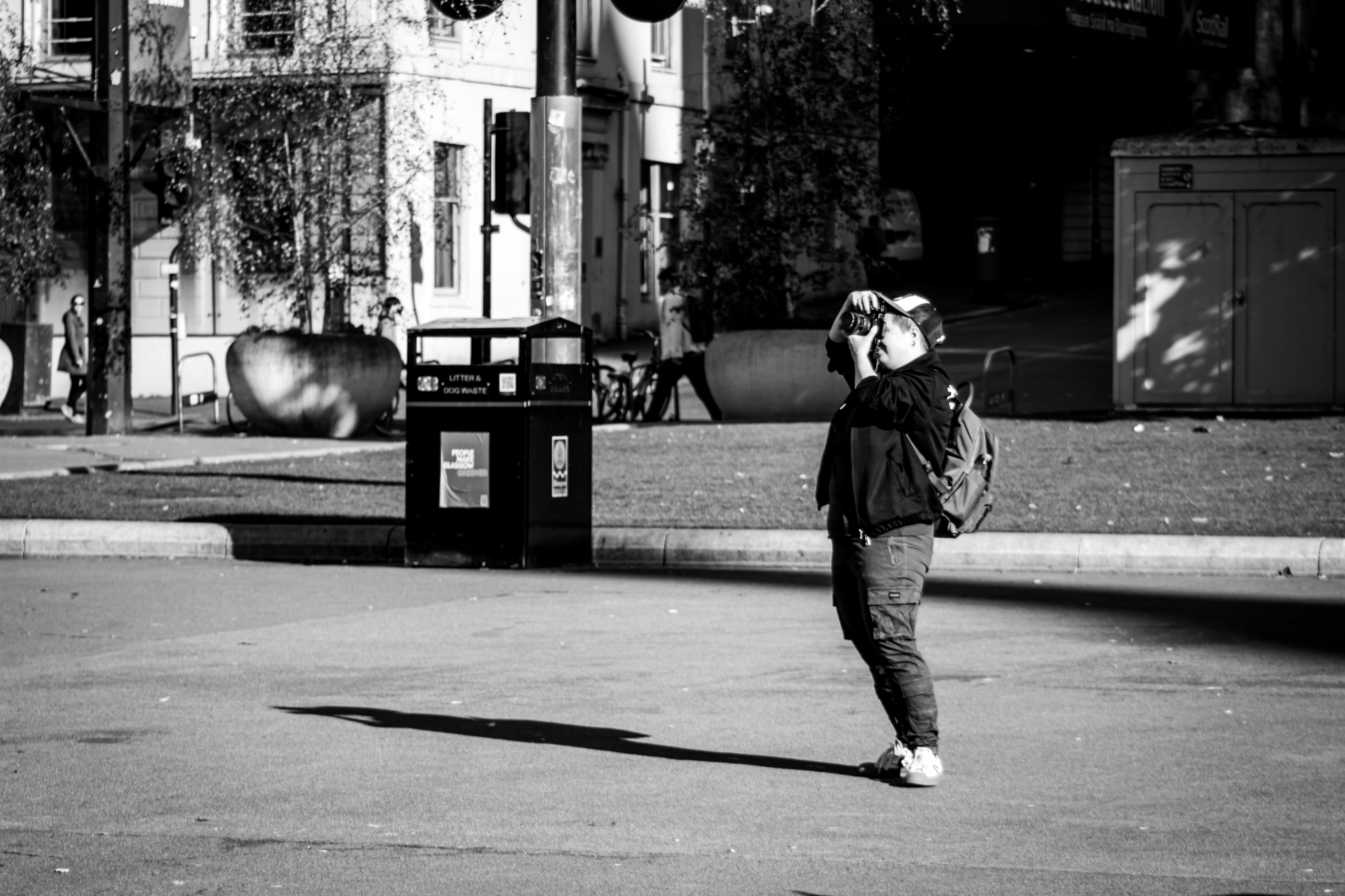 Fotógrafo Callejero Que Captura Escenas Urbanas En Glasgow · Foto de ...