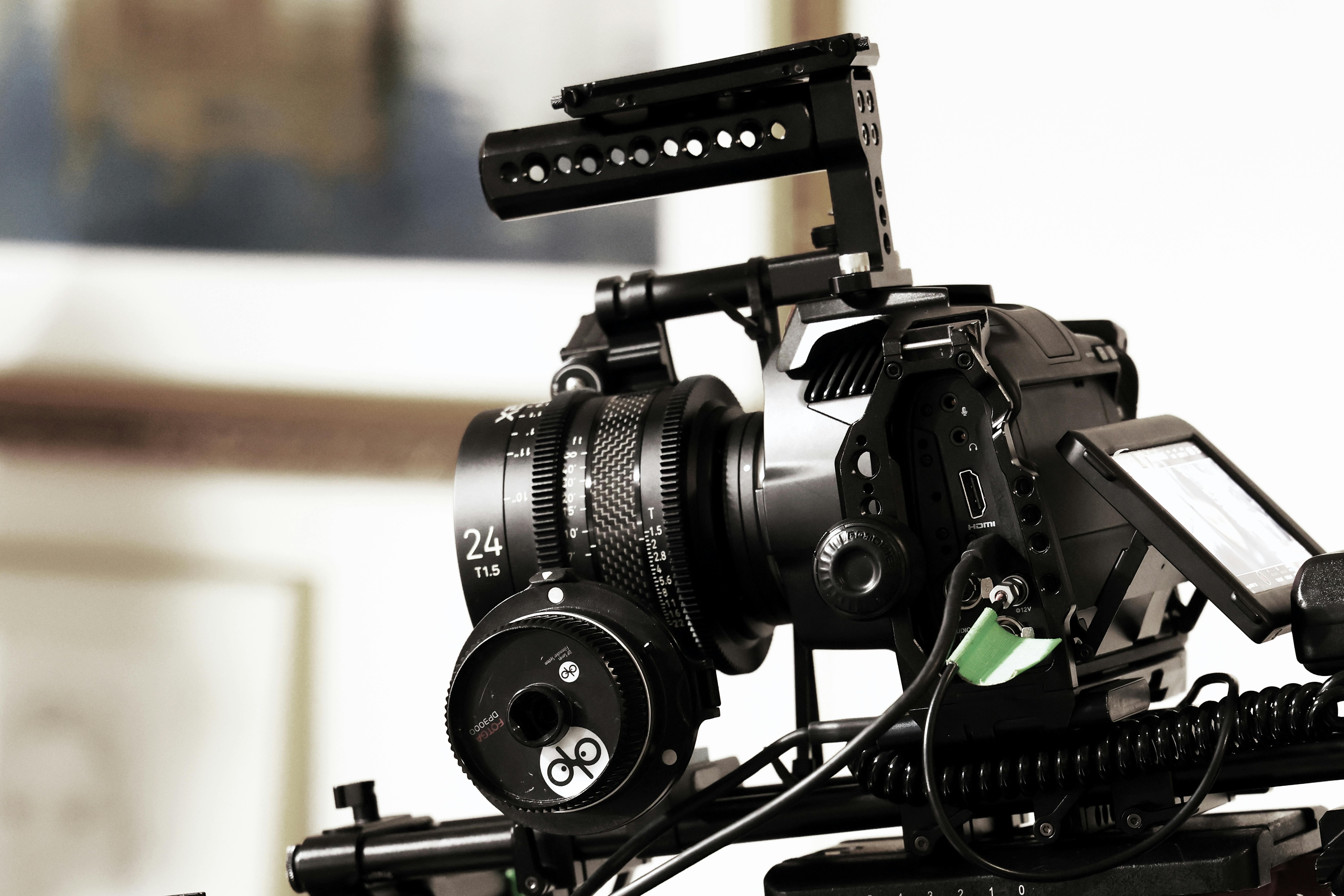 Professional Video Camera Setup in Studio · Free Stock Photo