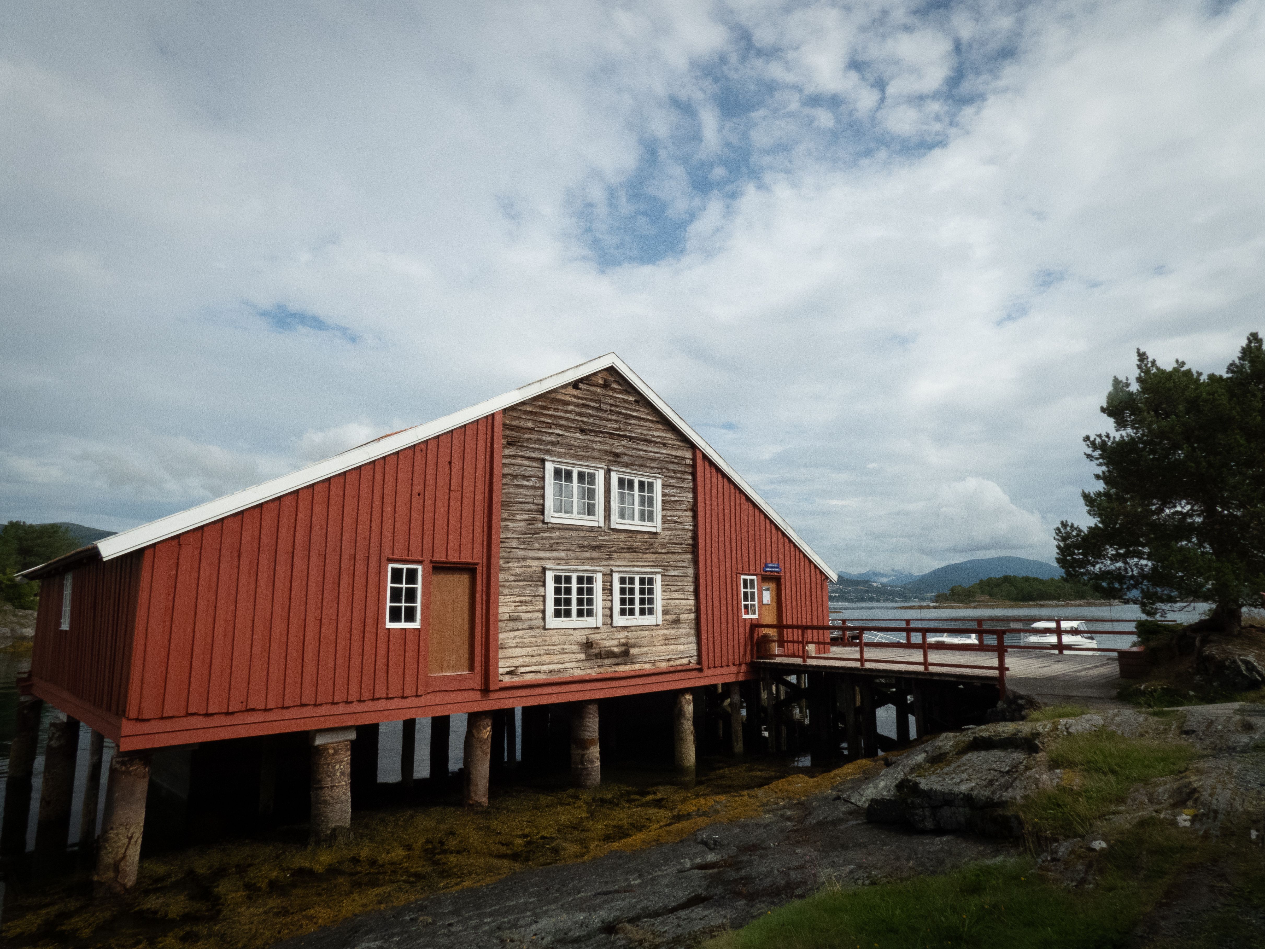 Rustic Scandinavian Wooden Hut by the Sea · Free Stock Photo