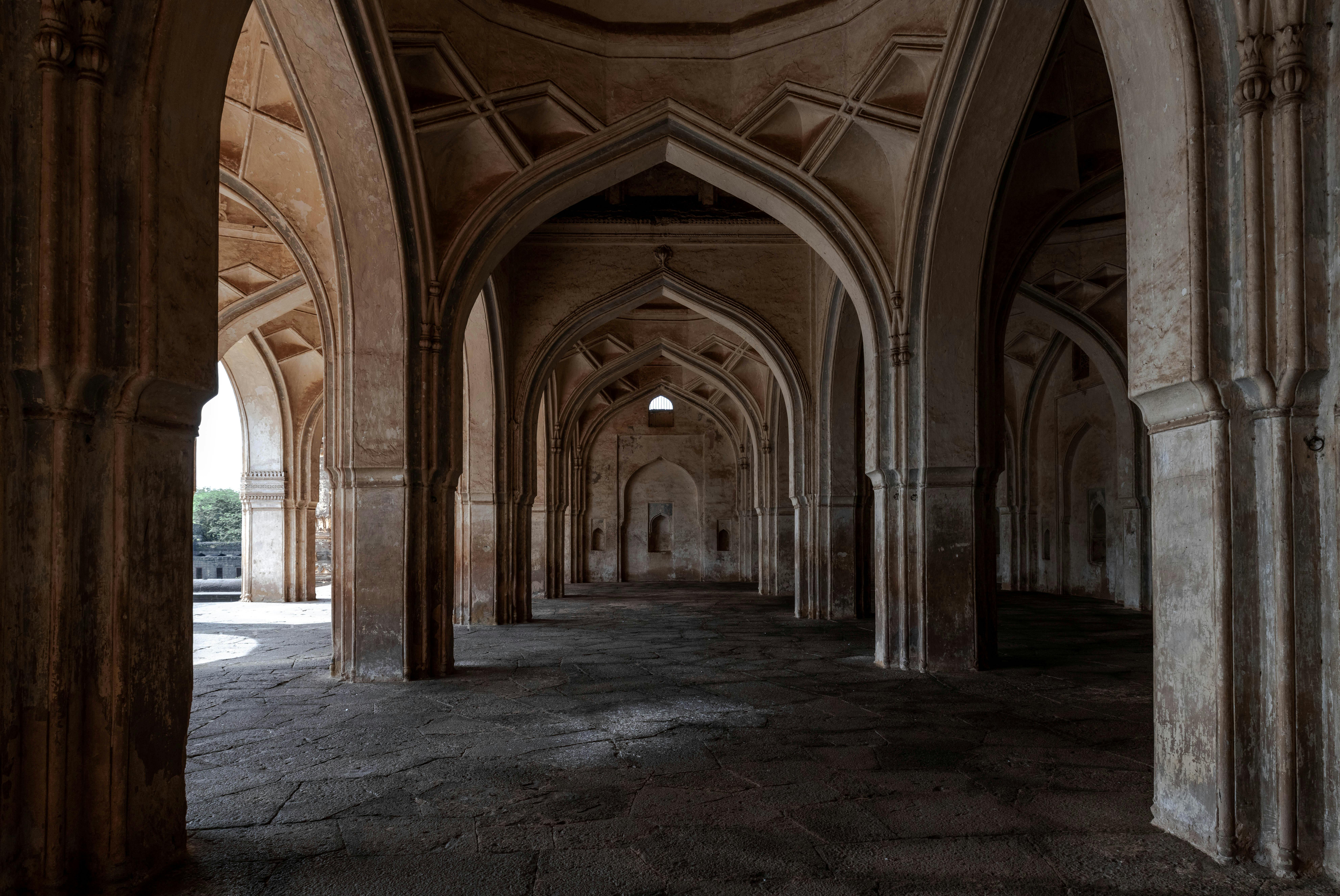 Historic Arches Inside Bidar Fort, India · Free Stock Photo