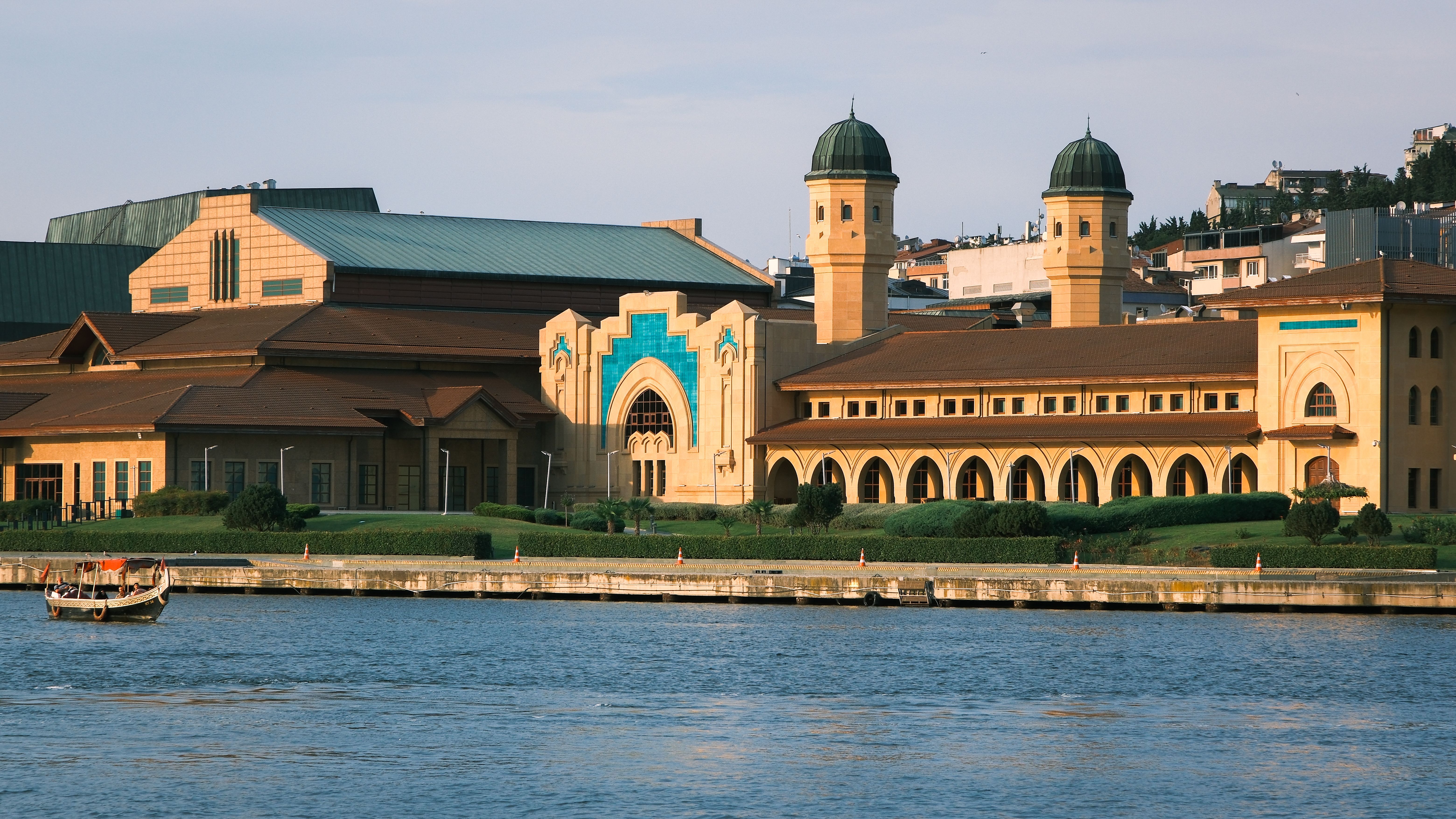 Istanbul Convention Centers Photos, Download The BEST Free Istanbul ...