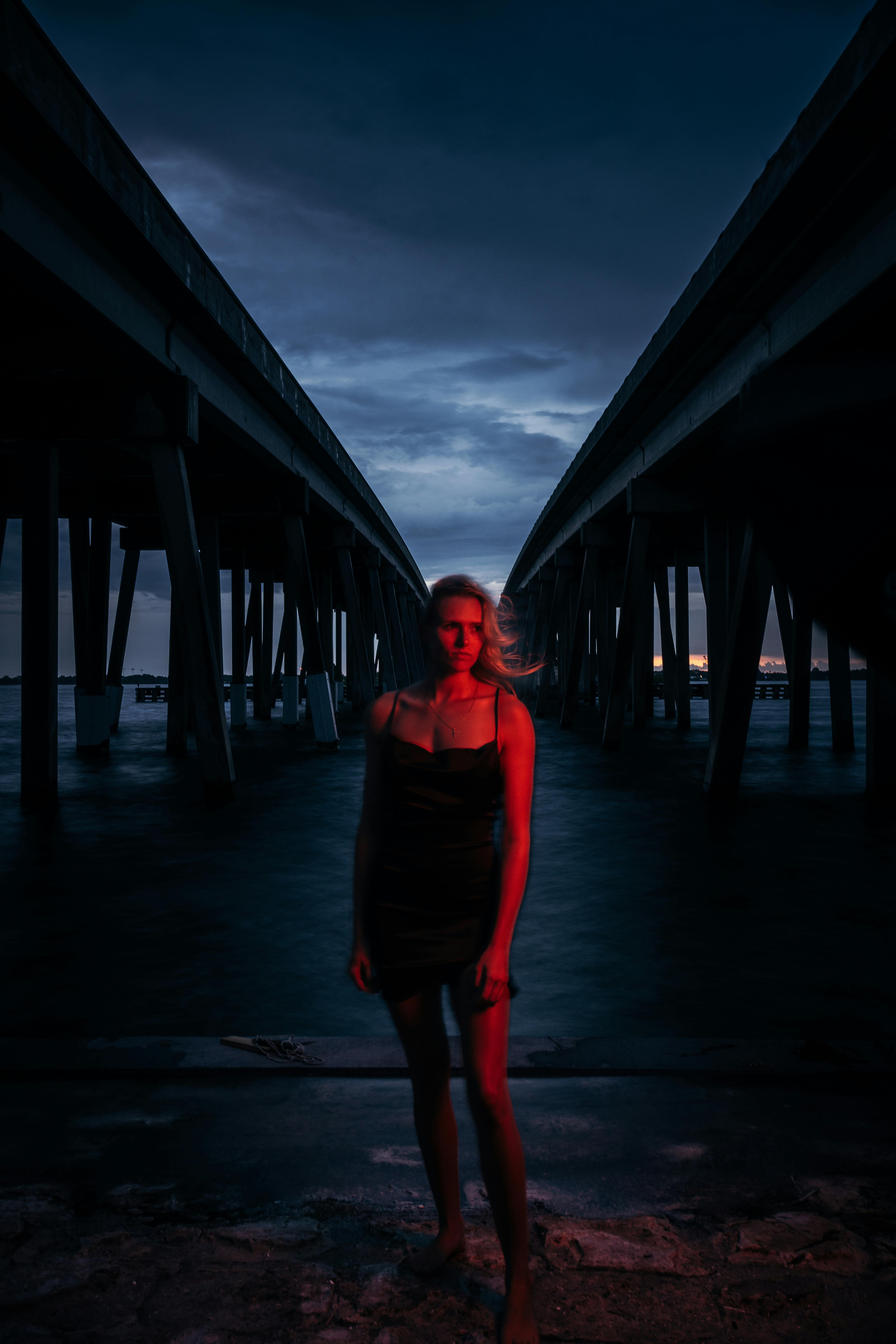 Female Model Silhouette Ramp Photos, Download The BEST Free Female ...