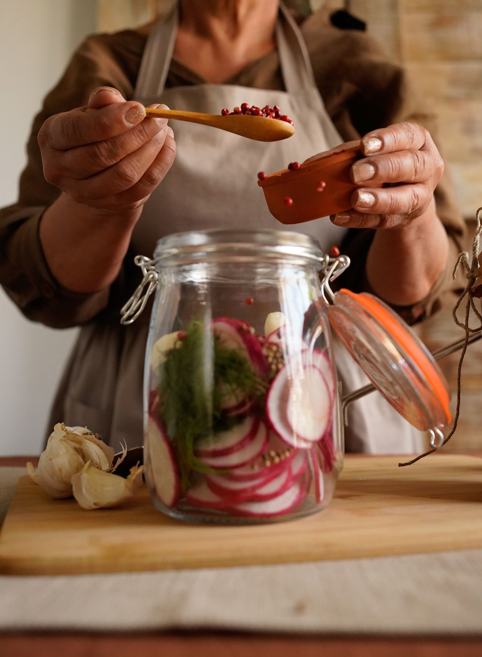 Garlic Pickle In A Jar Photos, Download The BEST Free Garlic Pickle In ...