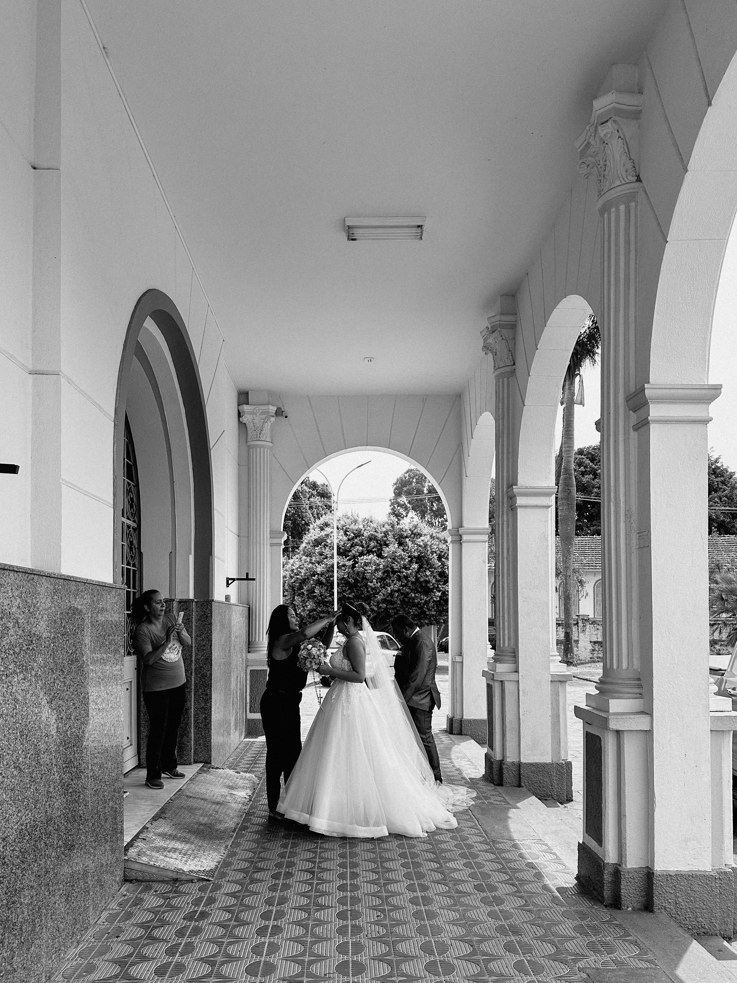 Elegant Wedding Ceremony in Classical Architecture · Free Stock Photo