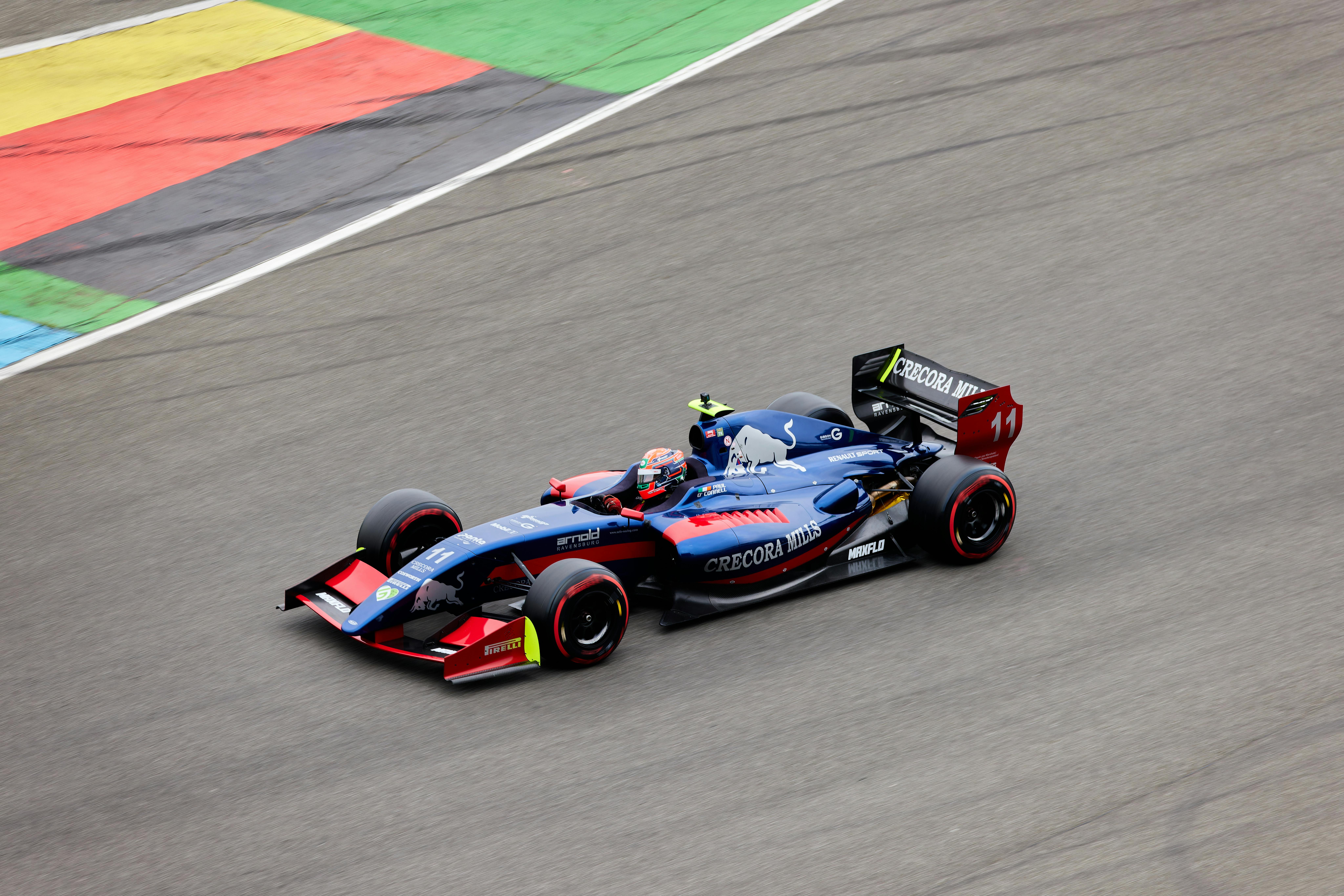 Ferrari F1 in Race · Free Stock Photo