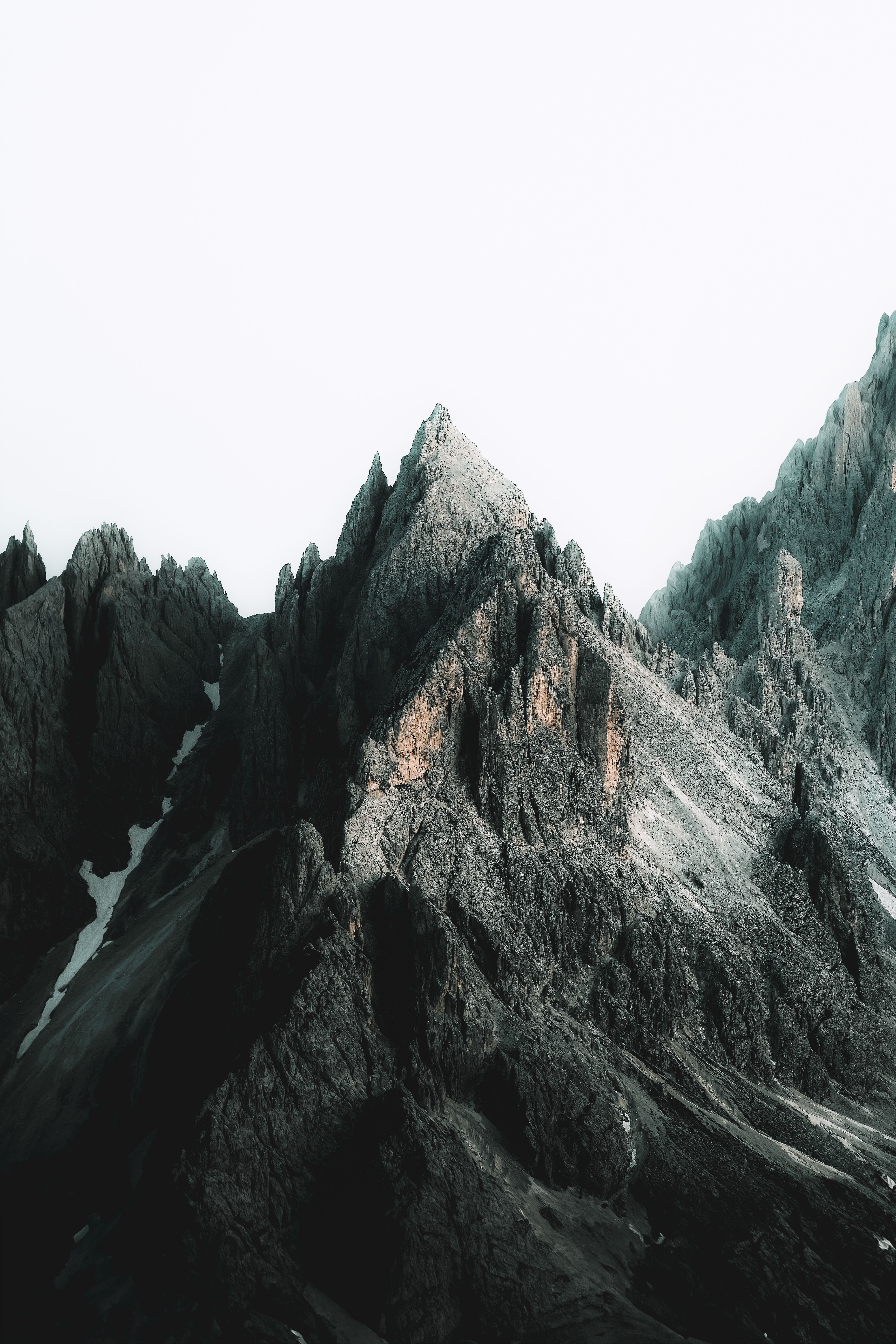 Dramatic Peaks of the Dolomites in Daylight · Free Stock Photo
