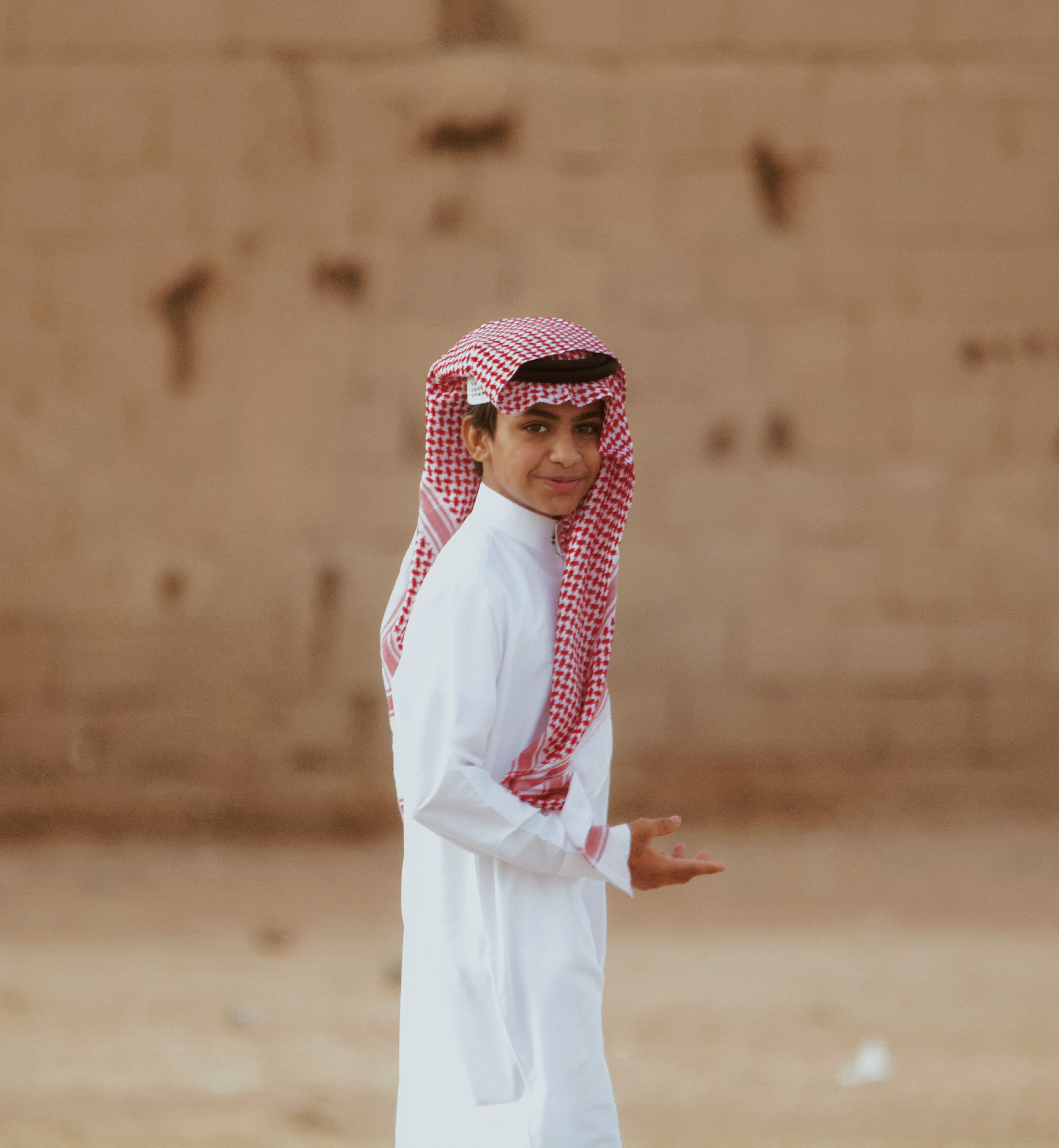 Middle Eastern Prince Clothes Photos, Download The BEST Free Middle ...