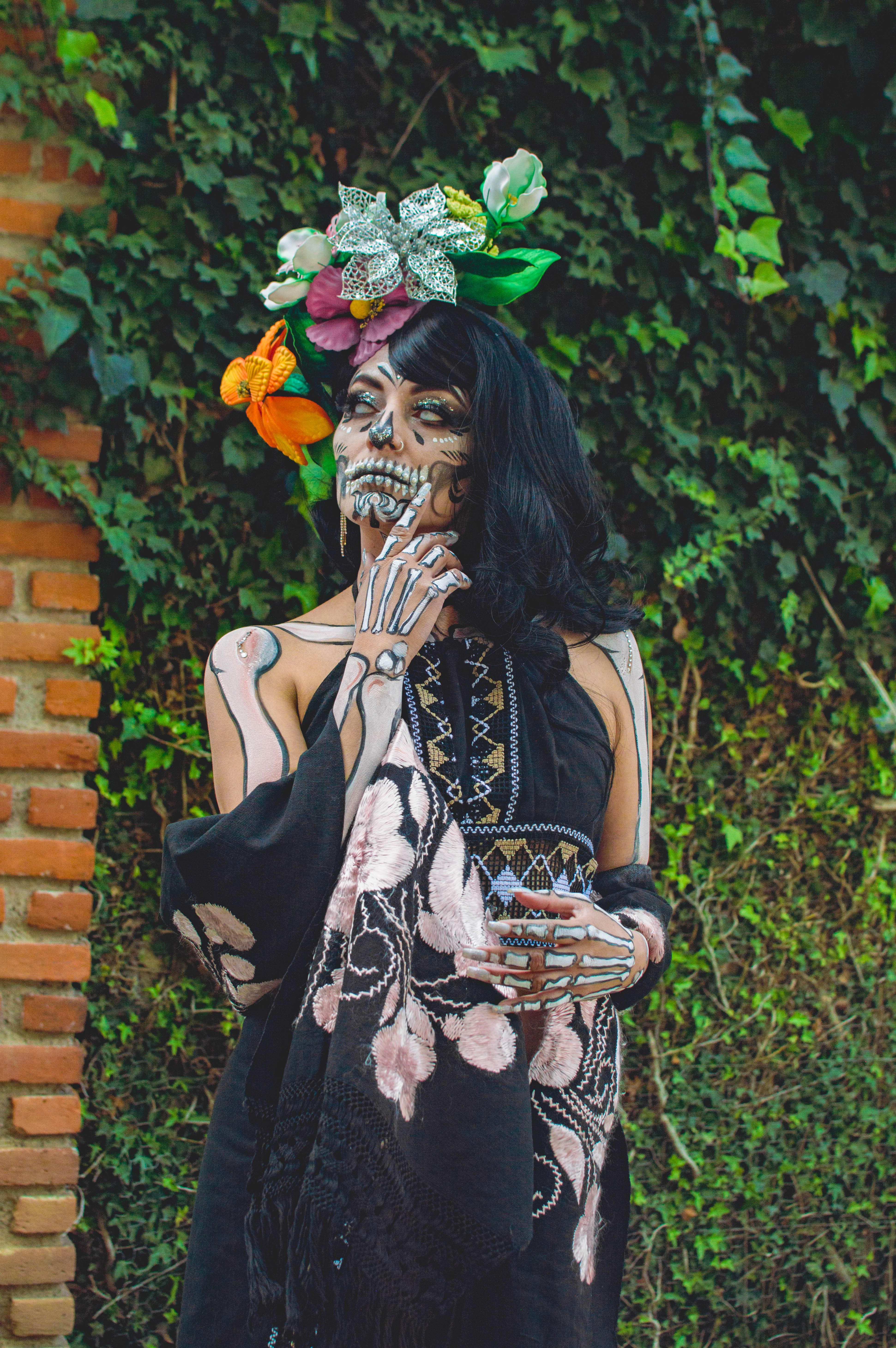 Vibrant Catrina Portrait in Traditional Mexican Attire · Free Stock Photo
