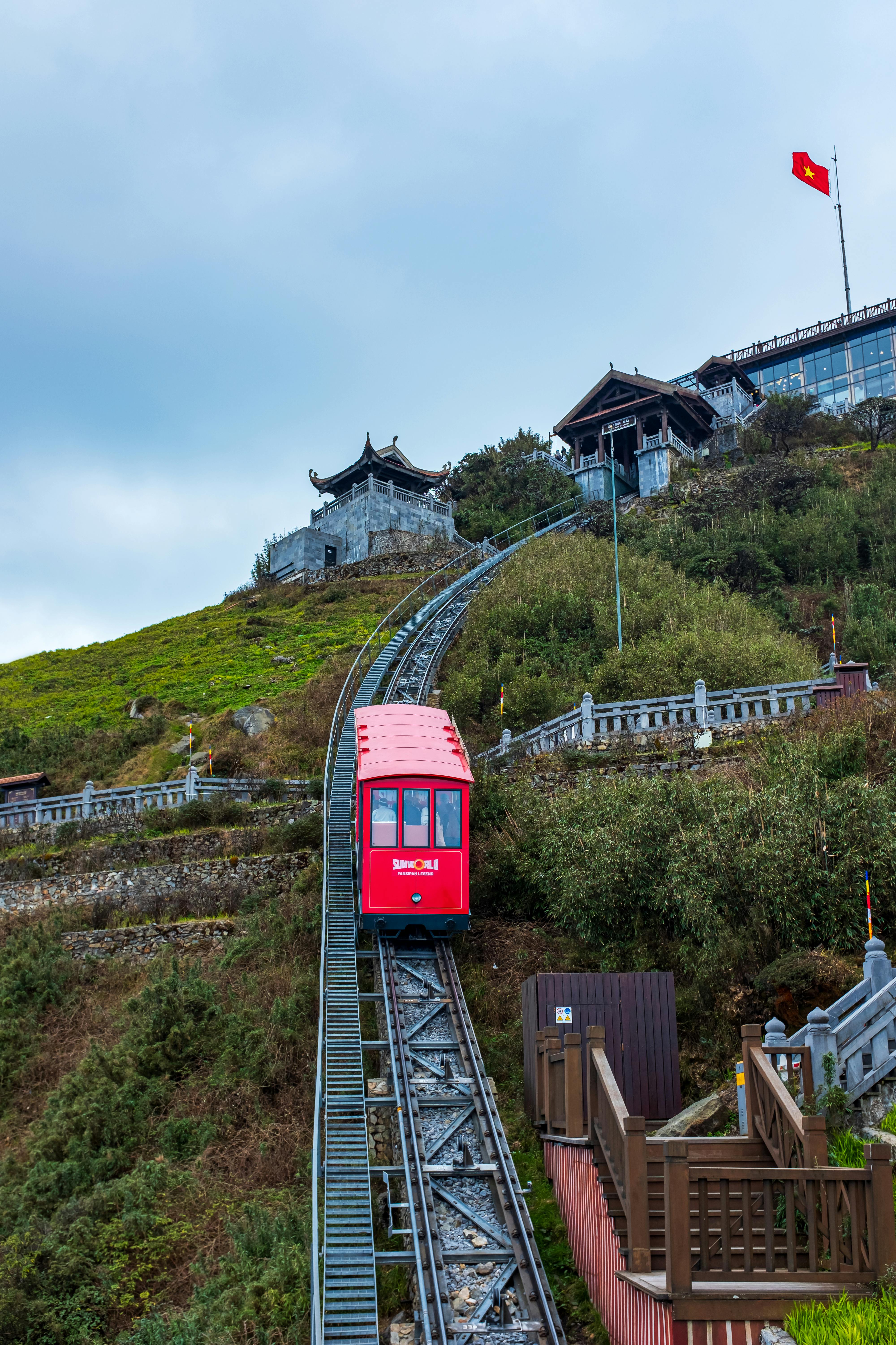 Scenic Funicular Railway to Fansipan Peak, Vietnam · Free Stock Photo