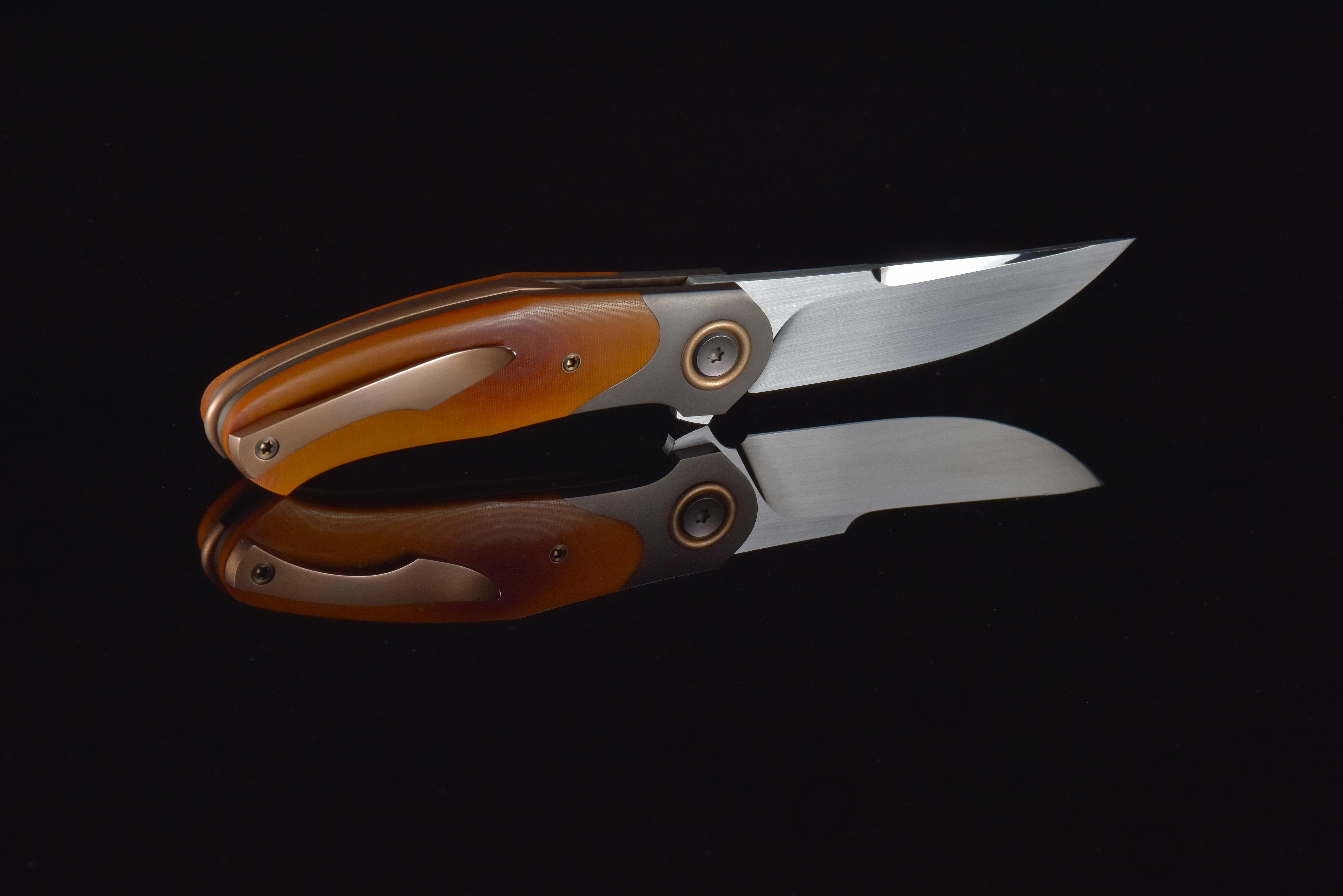 Sharp Folding Knife with Reflective Surface · Free Stock Photo