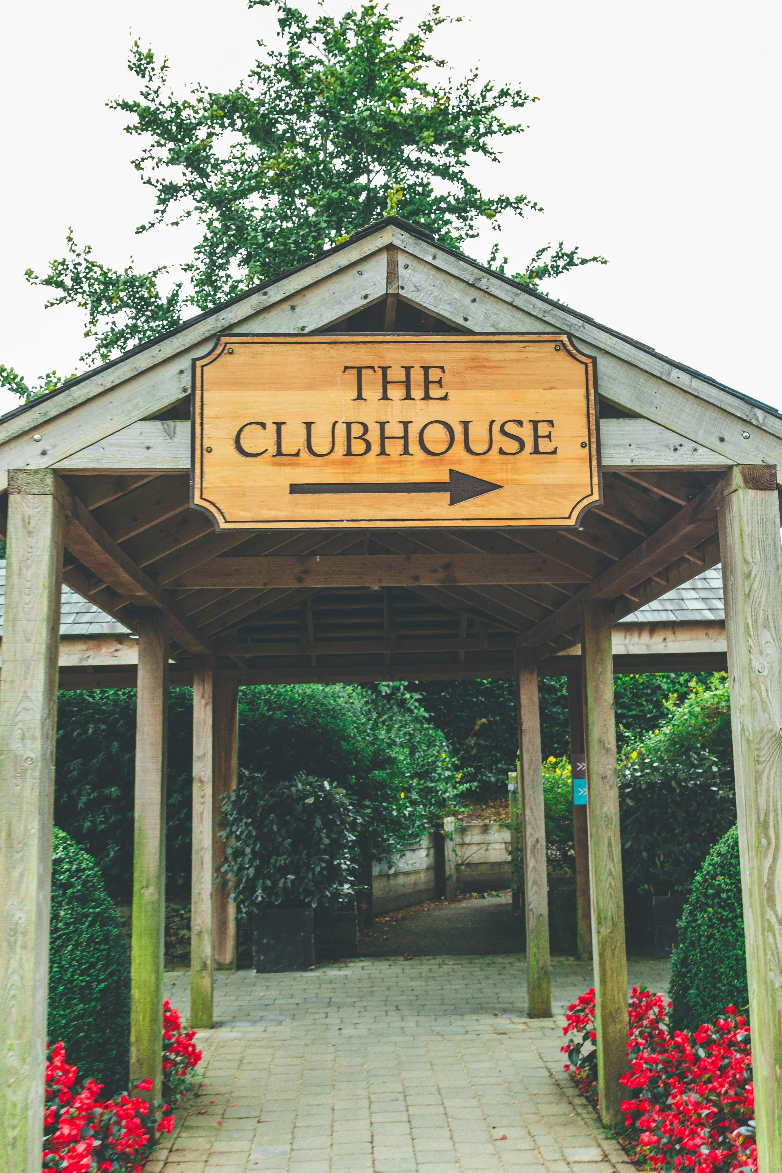 Clubhouse Entrance Photos, Download The BEST Free Clubhouse Entrance ...
