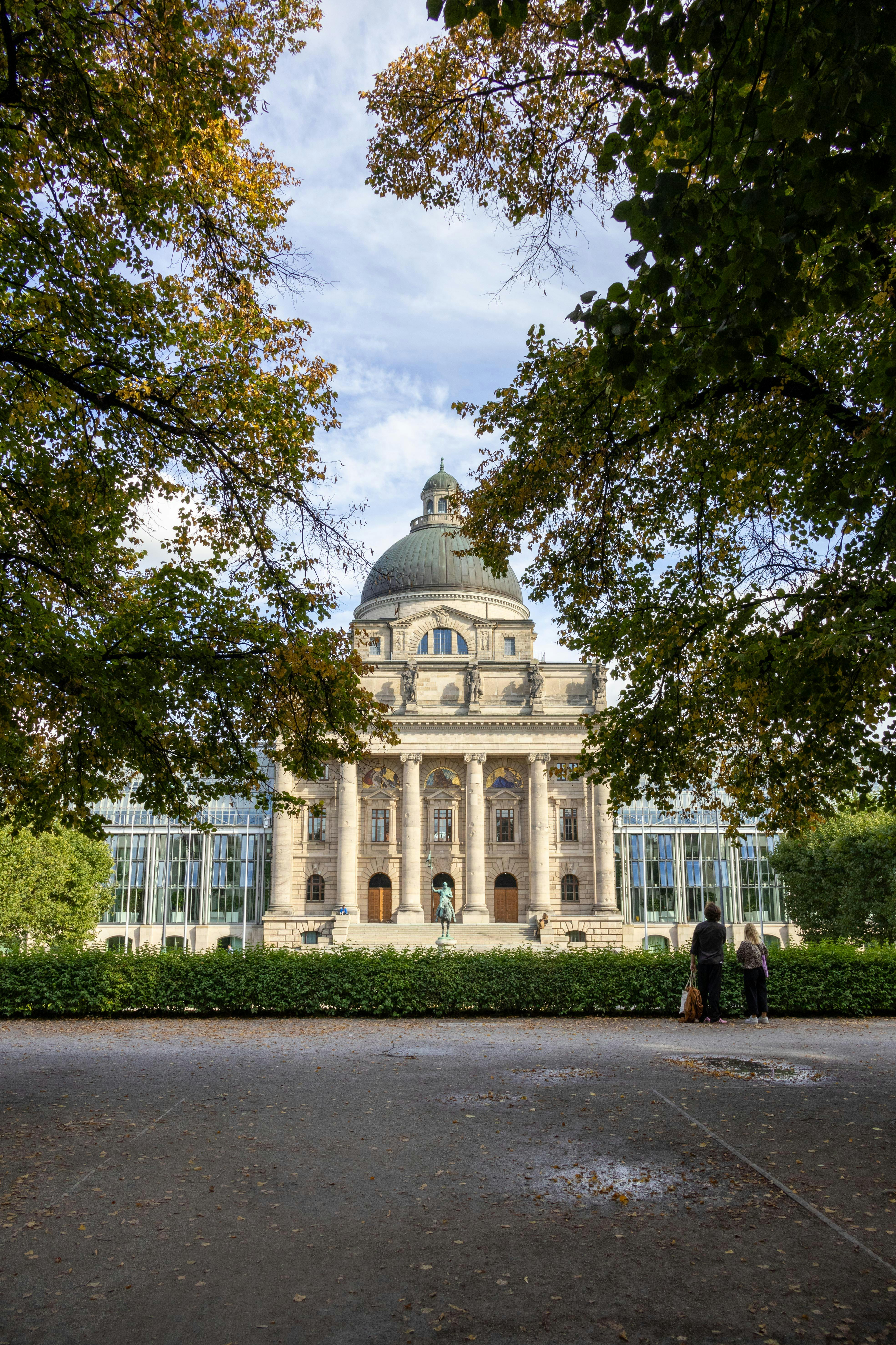 Neoclassical Building in Munich Framed by Autumn Trees · Free Stock Photo
