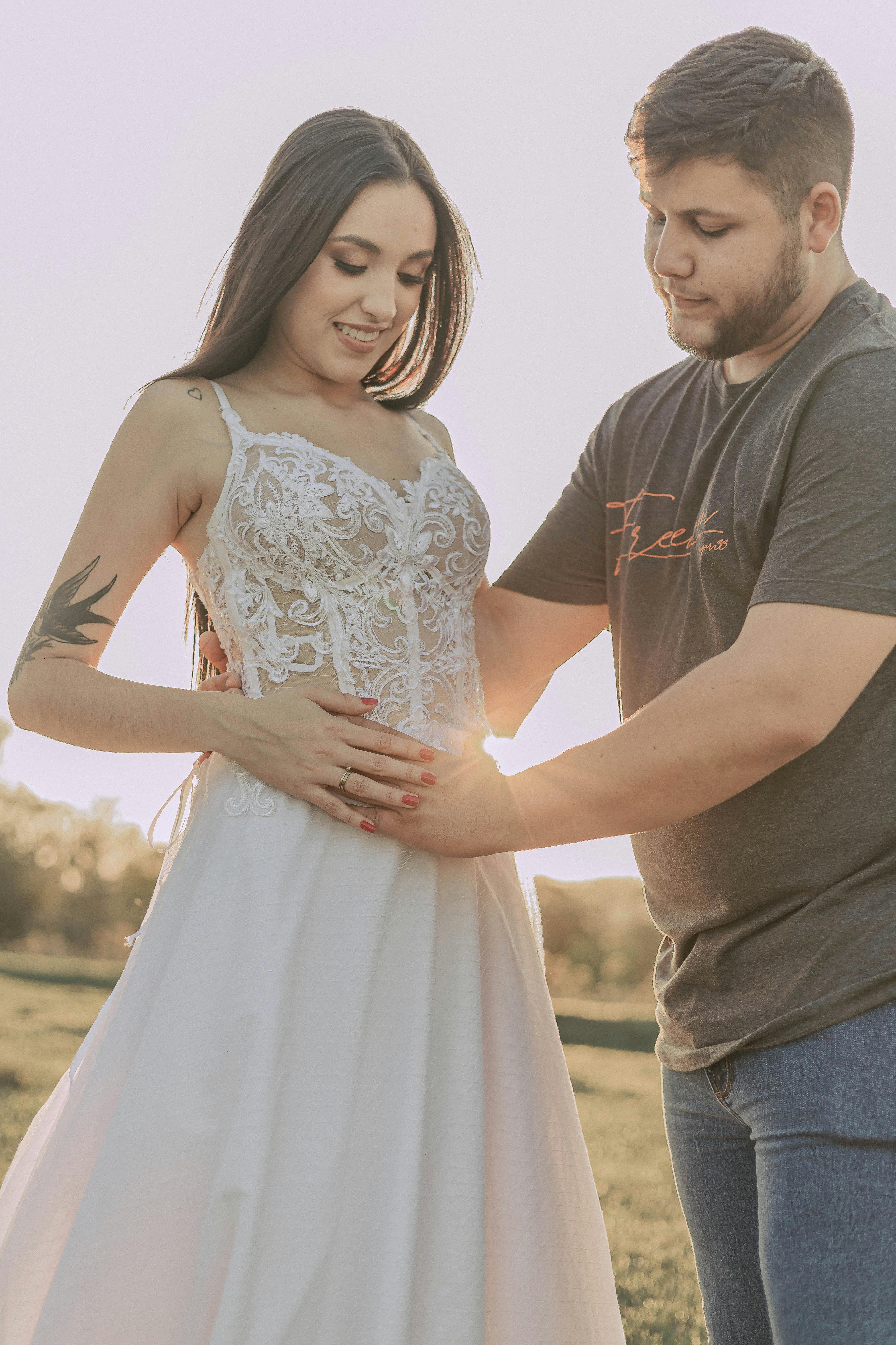 Romantic Outdoor Couple Photo Session at Sunset · Free Stock Photo