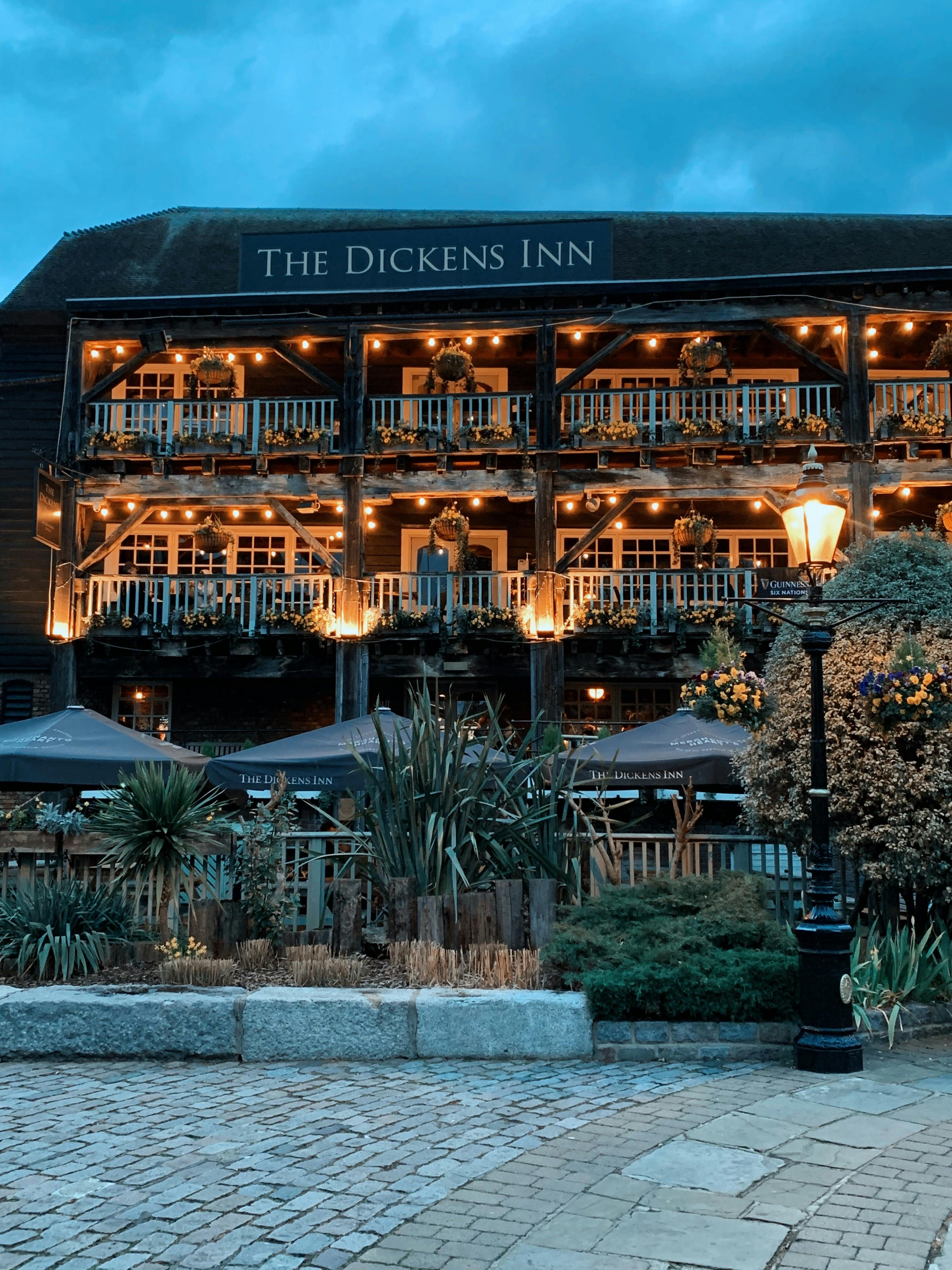 Charming London Pub at Night - The Dickens Inn · Free Stock Photo