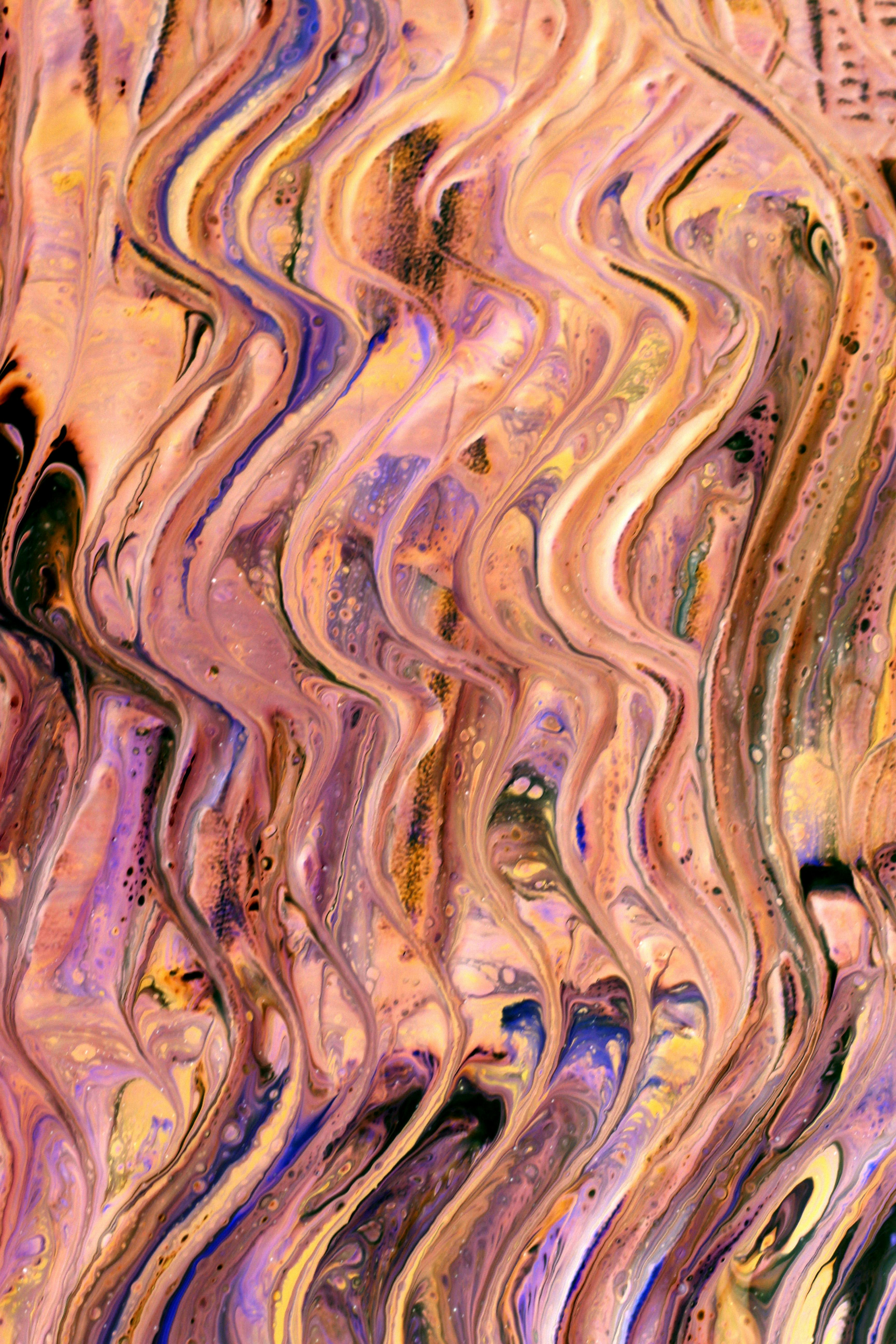 Abstract Fluid Art with Warm Tones · Free Stock Photo