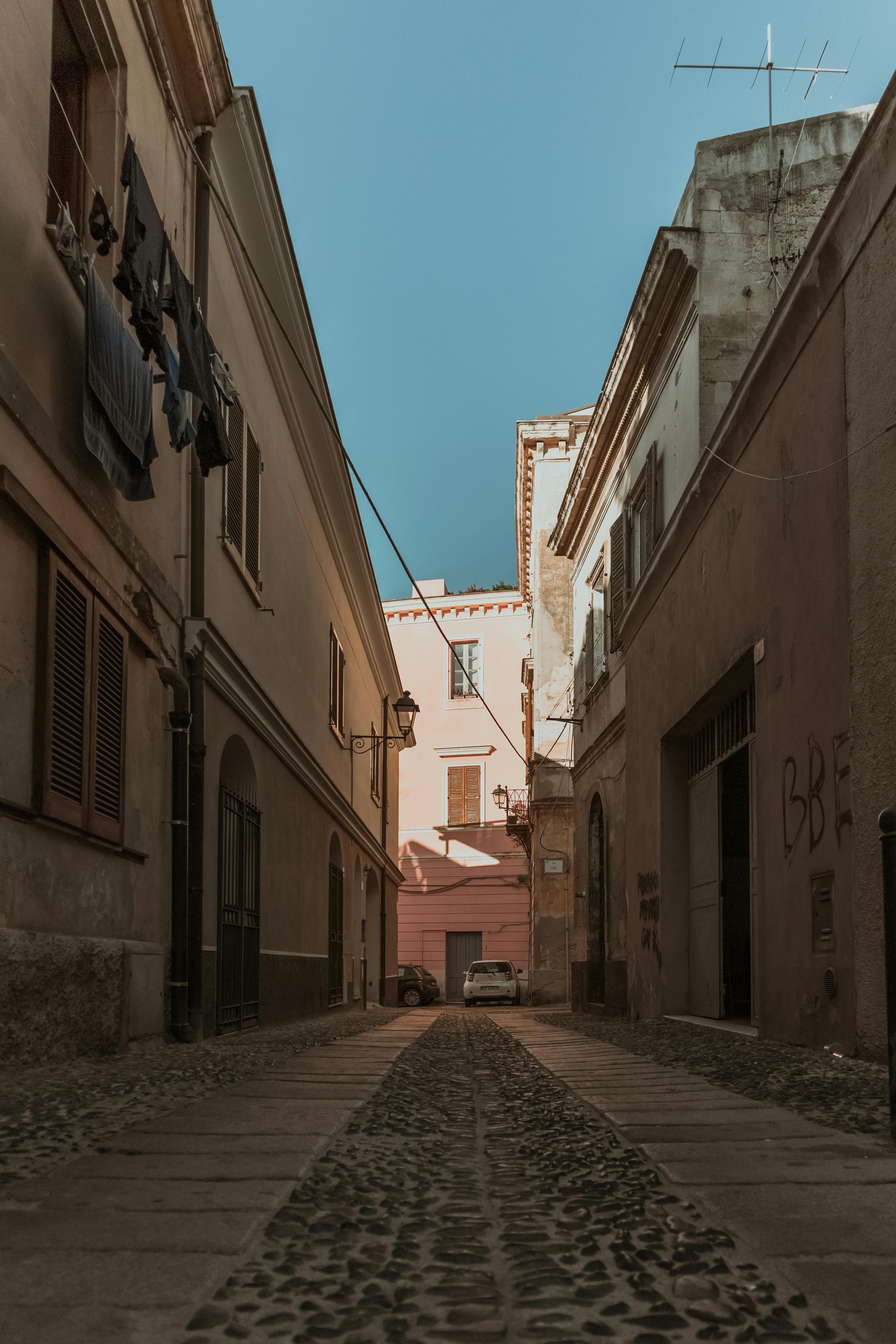 100+ Best Alleyway Photos · 100% Free Download · Pexels Stock Photos