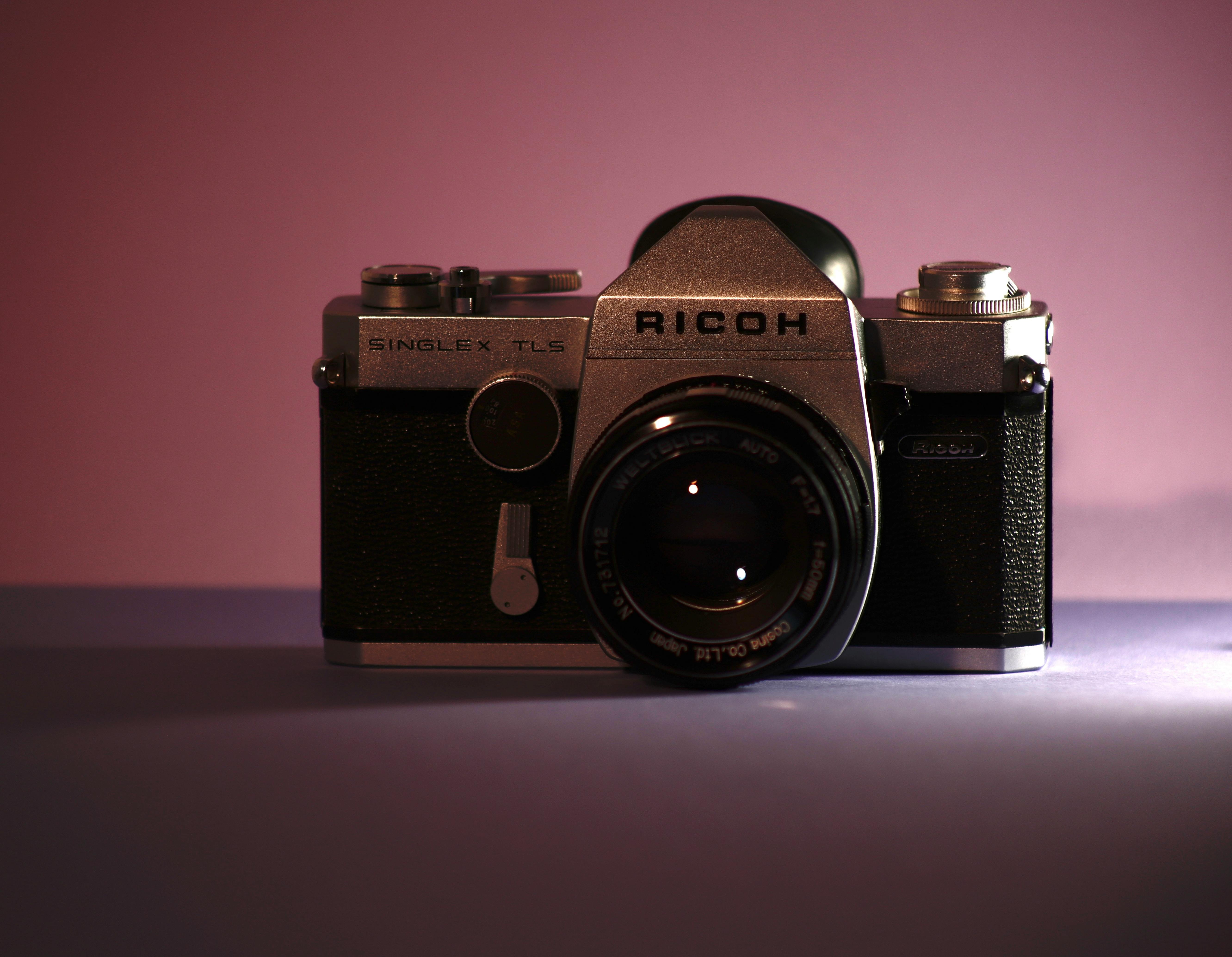 Vintage Ricoh Singlex TLS 35mm Film Camera · Free Stock Photo