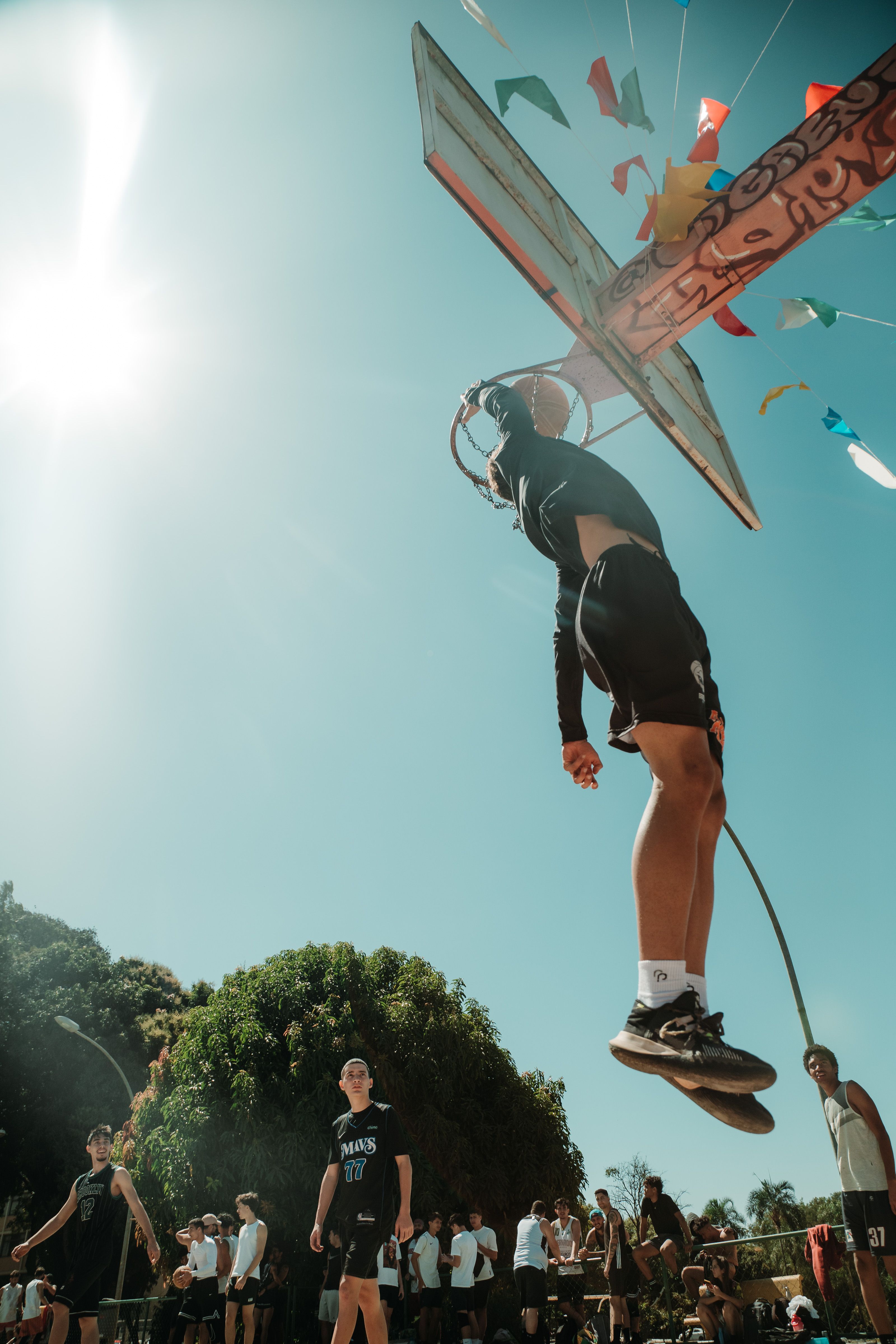 Street Basketball Dunk in Brasília, Brazil · Free Stock Photo