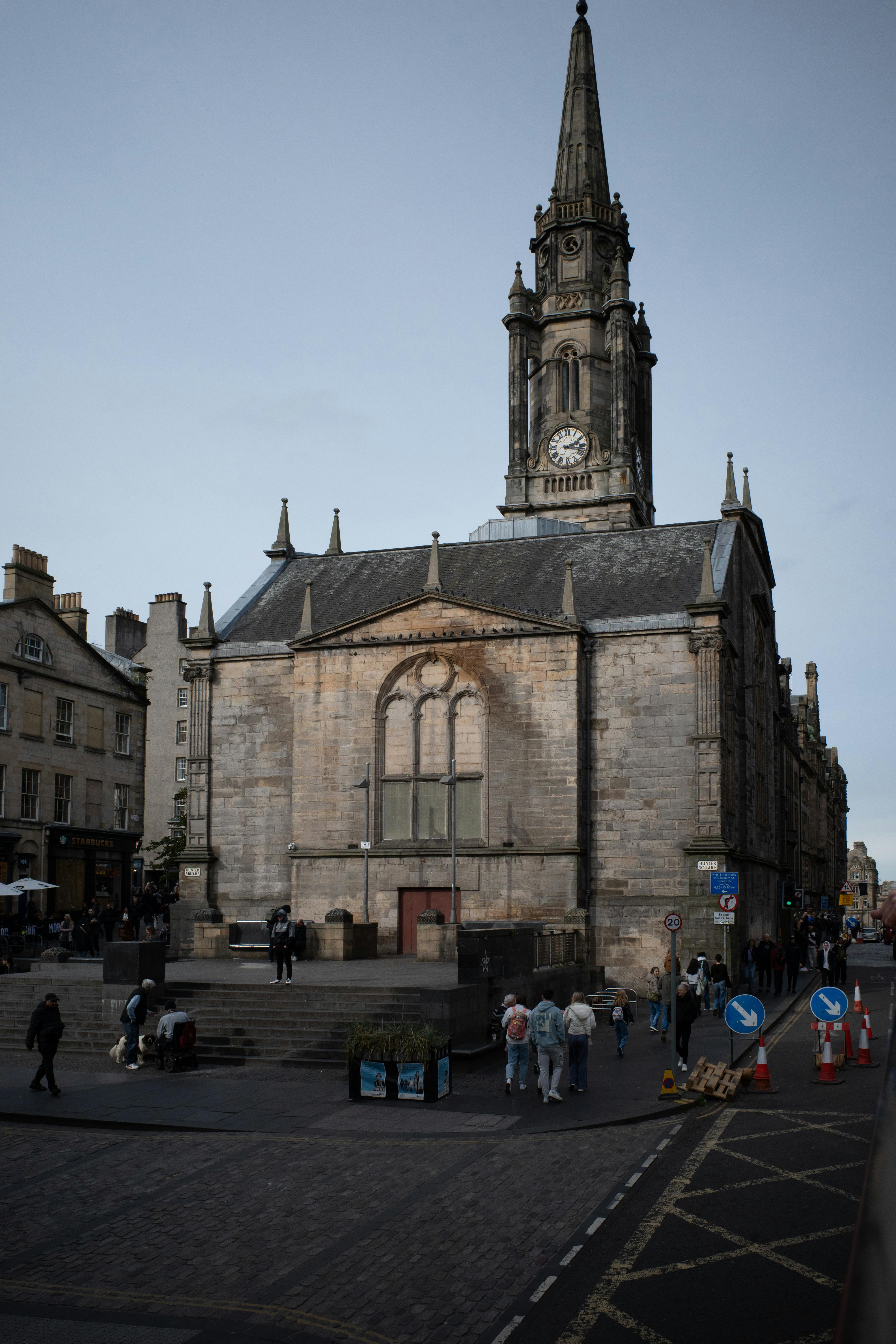 Historic Stone Church in an Urban Setting · Free Stock Photo