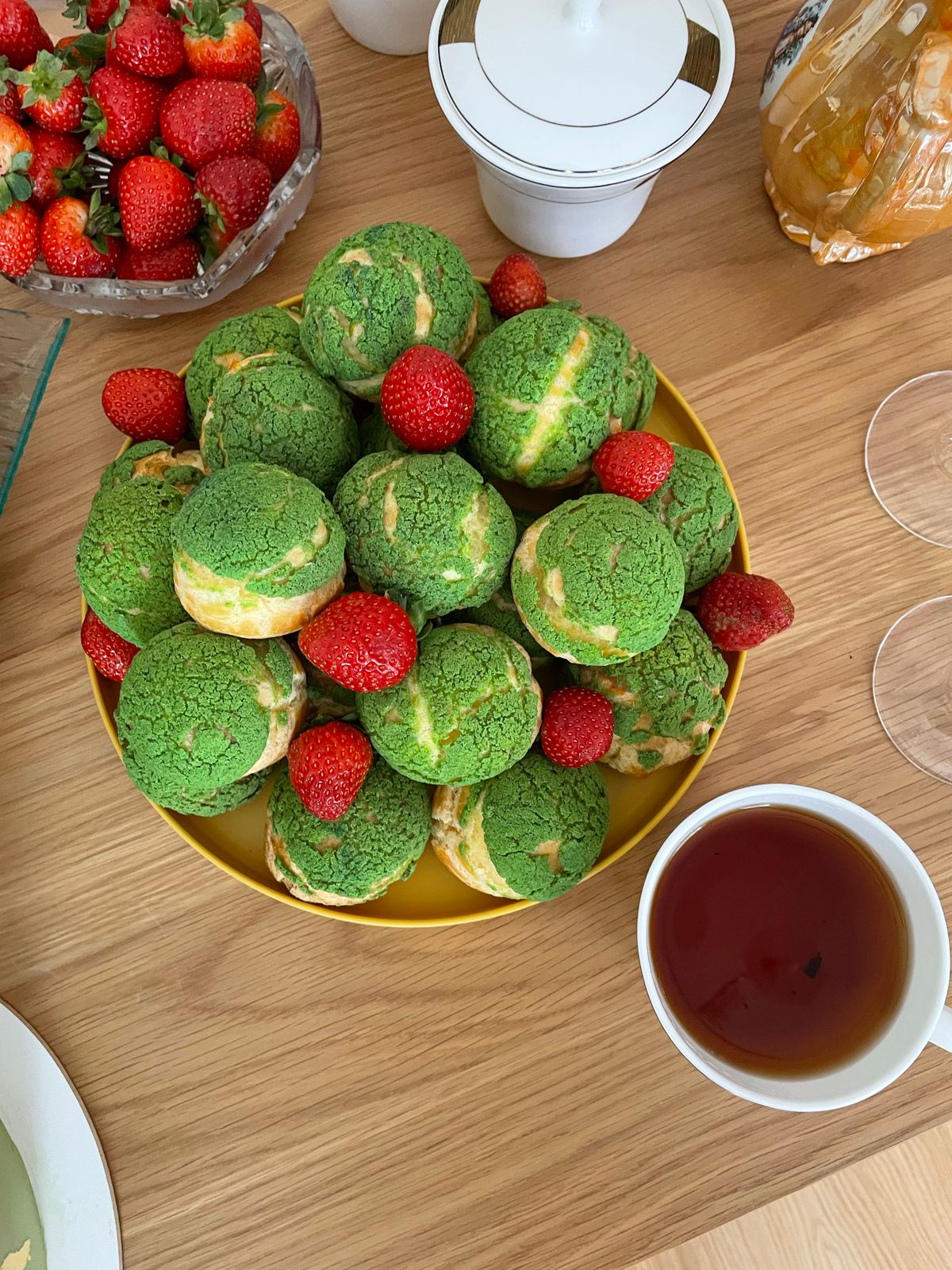 Green Puffs Photos, Download The BEST Free Green Puffs Stock Photos ...