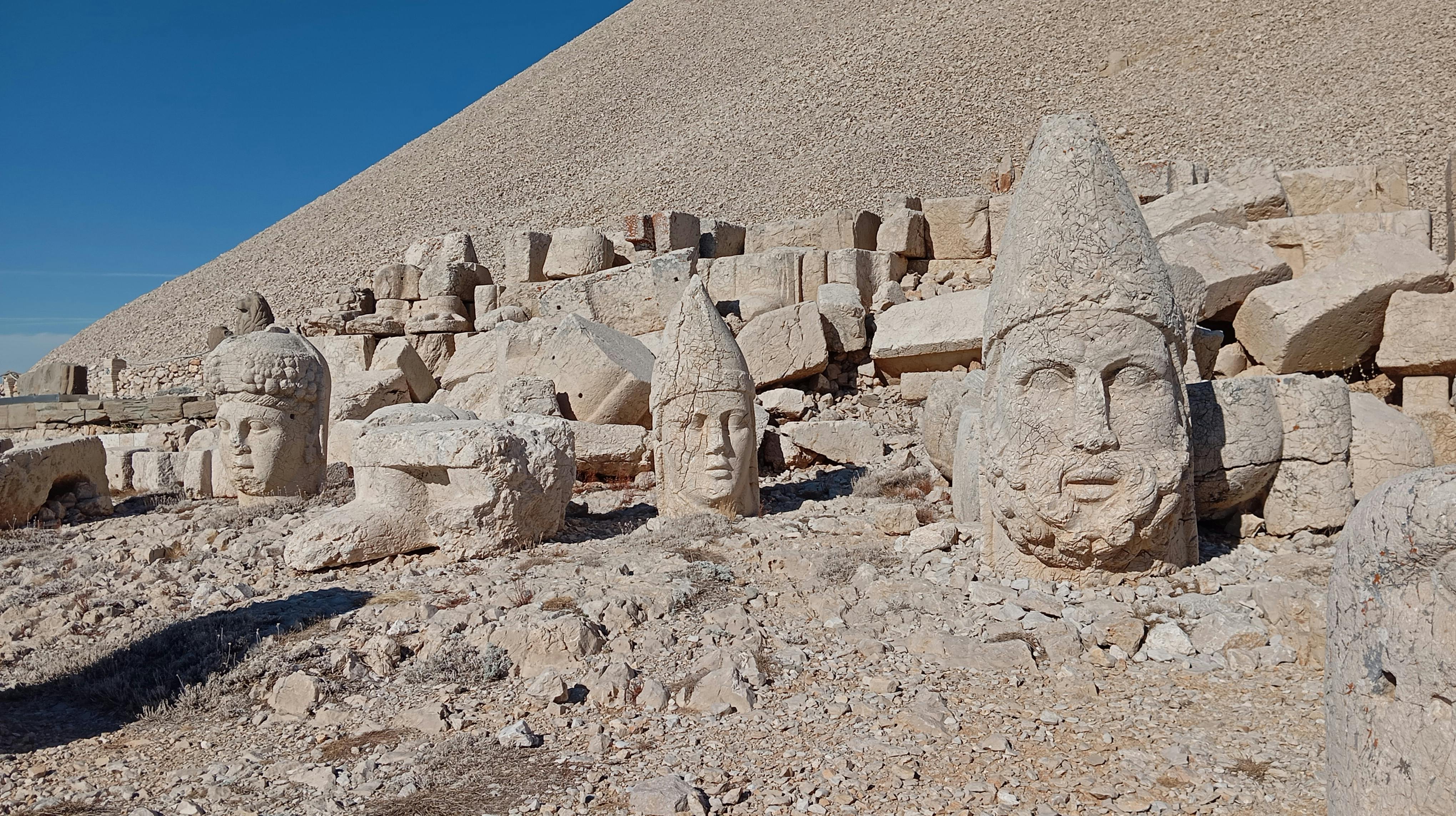 Ancient Stone Heads at Mount Nemrut · Free Stock Photo
