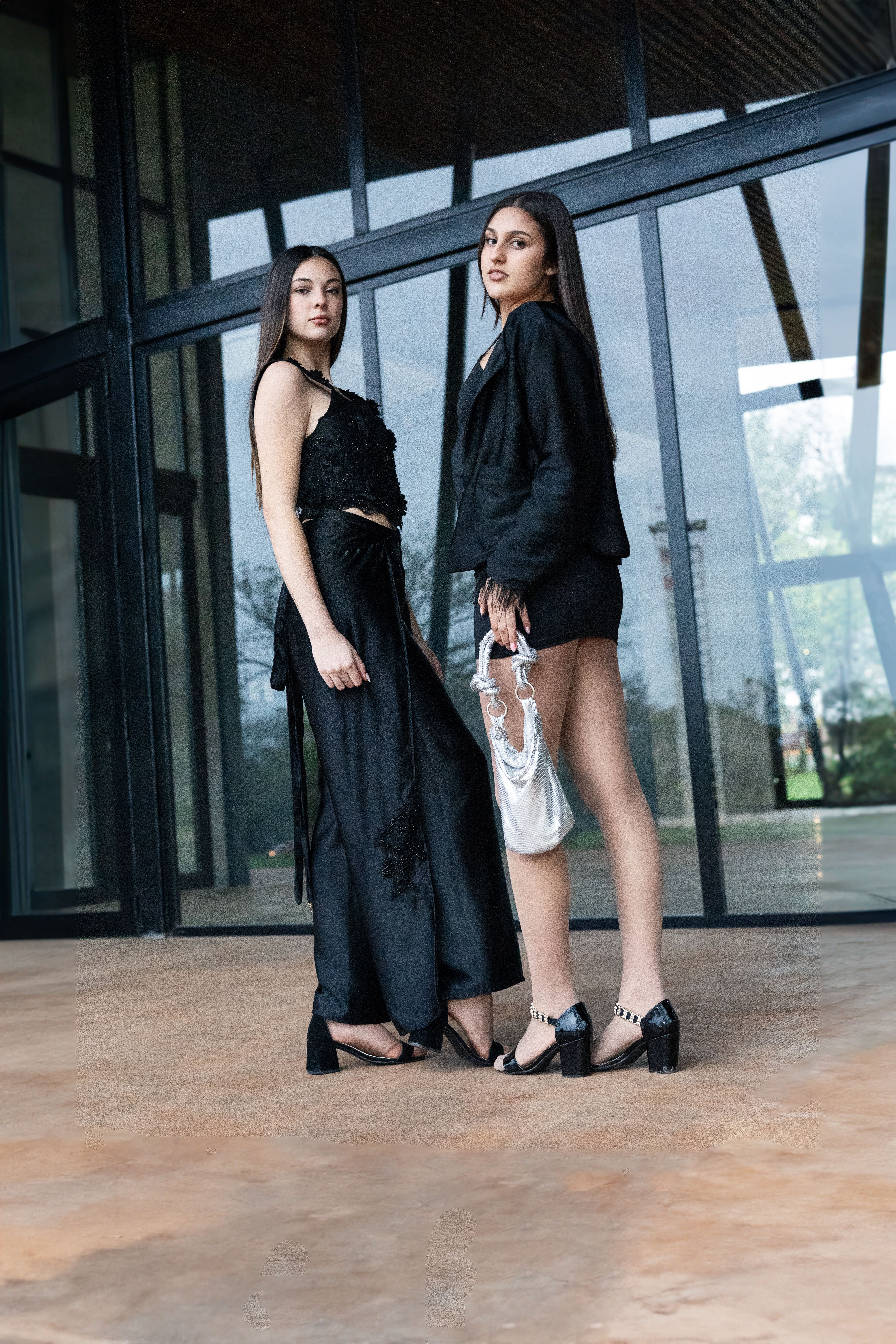 Elegant Fashion Portrait of Two Women in Argentina · Free Stock Photo