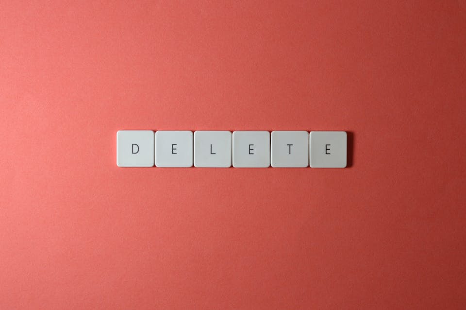 How to Delete Email Accounts in Windows 11 Step by Step