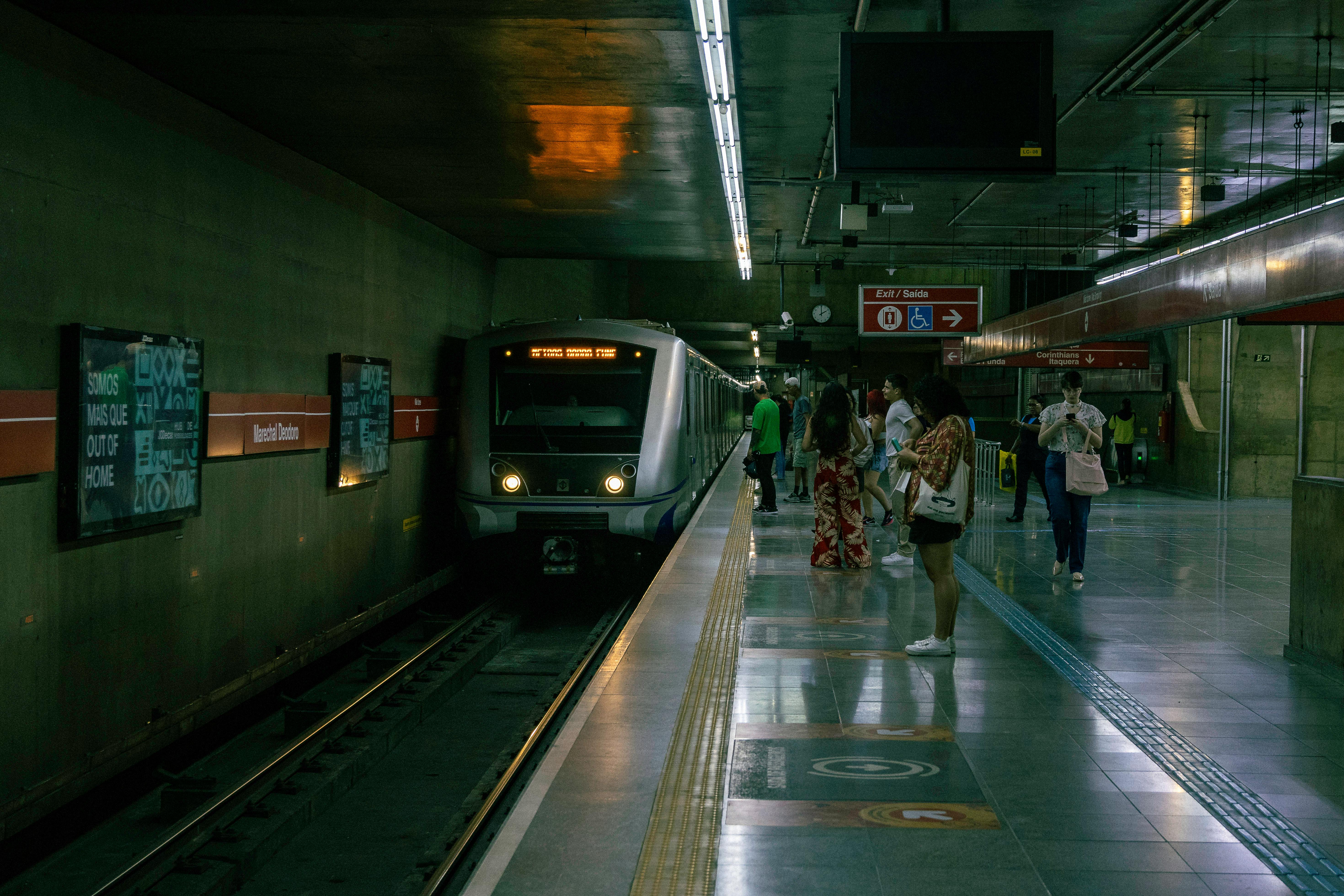 Urban Underground Metro Station in São Paulo · Free Stock Photo