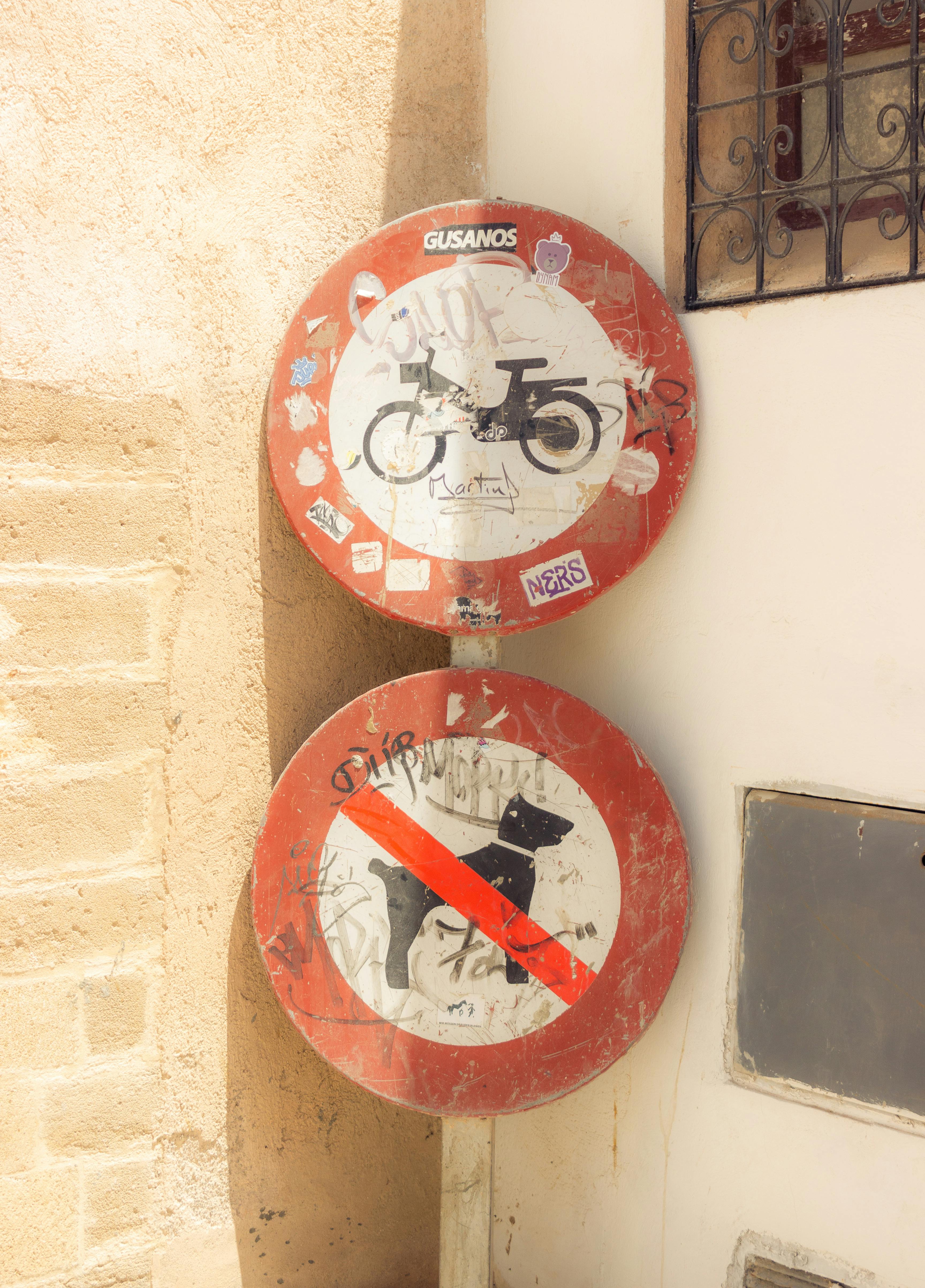 Dog Symbols Photos, Download The BEST Free Dog Symbols Stock Photos ...