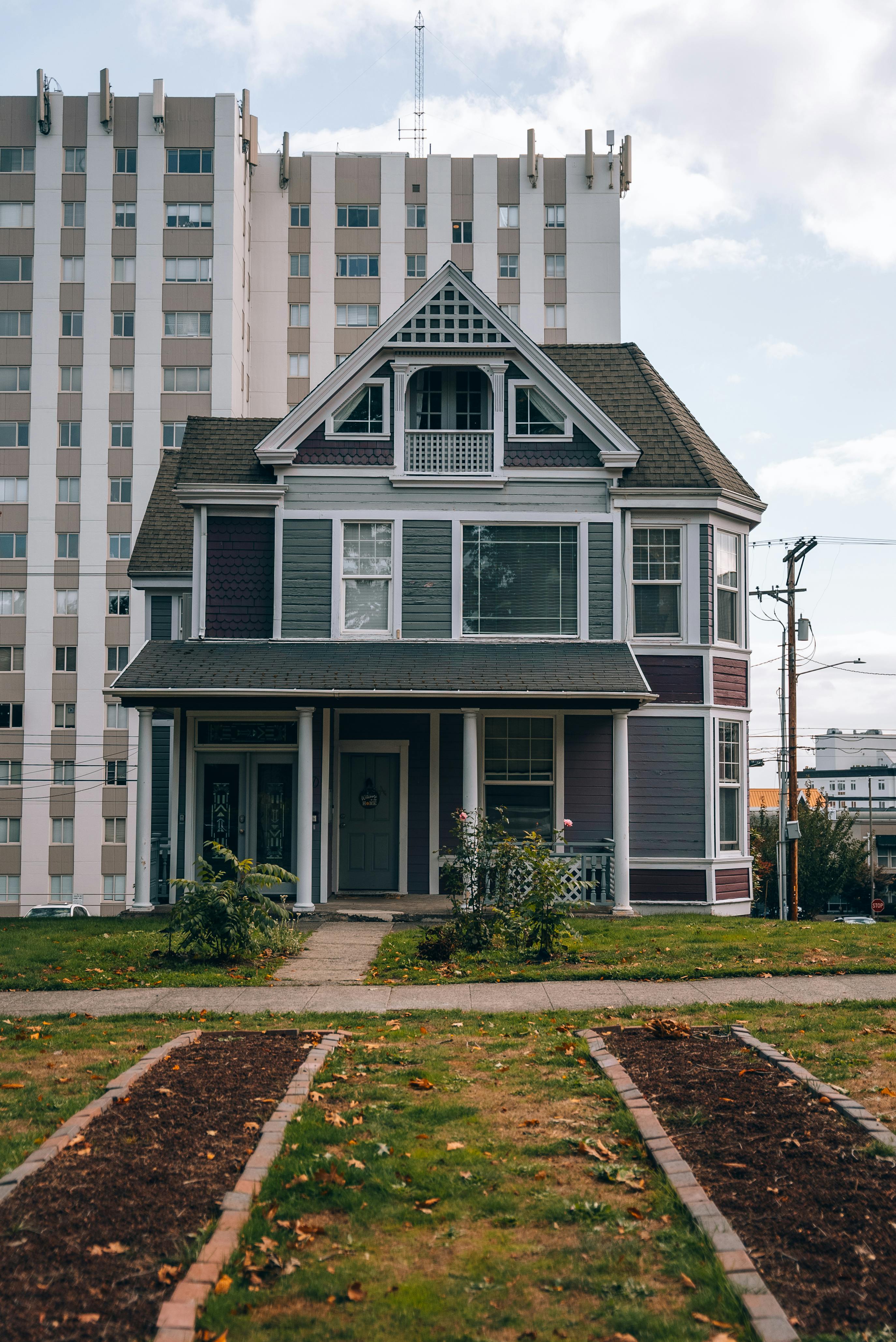 Suburban Photos, Download The BEST Free Suburban Stock Photos & HD Images