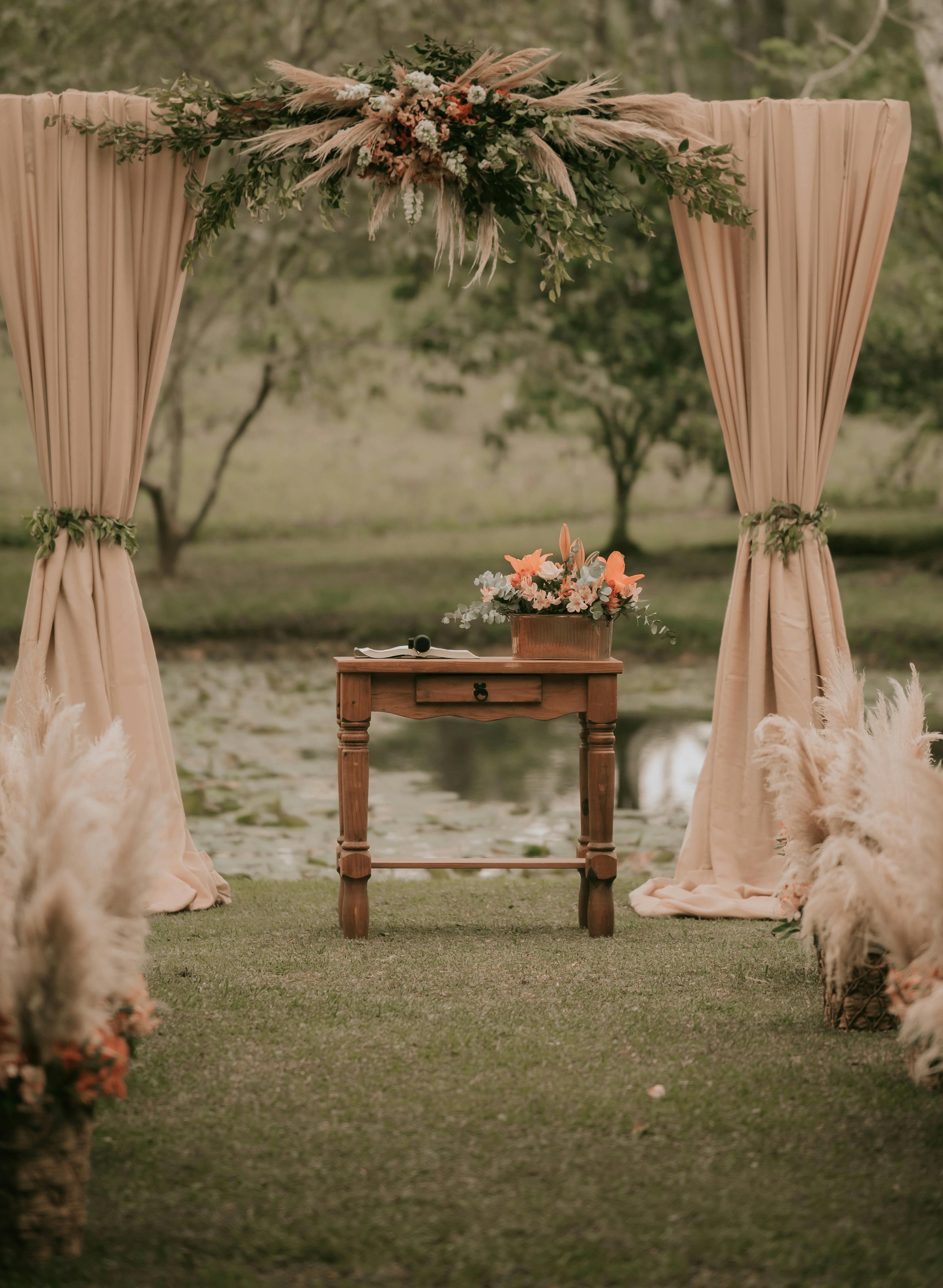 Rustic Outdoor Wedding Ceremony Elegant Outdoor Wedding Ceremony Setup