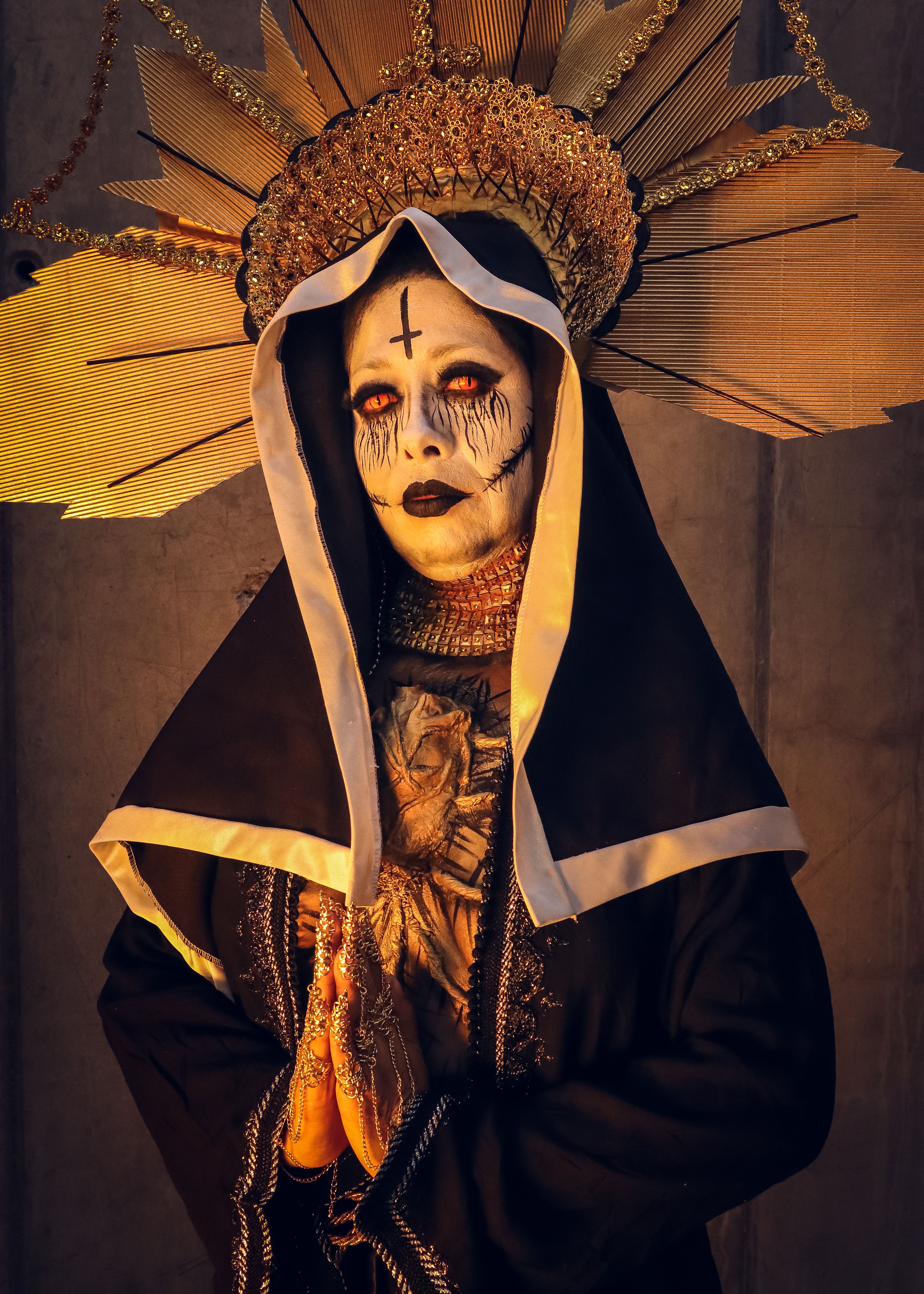 Gothic Nun with Dramatic Horror Makeup · Free Stock Photo