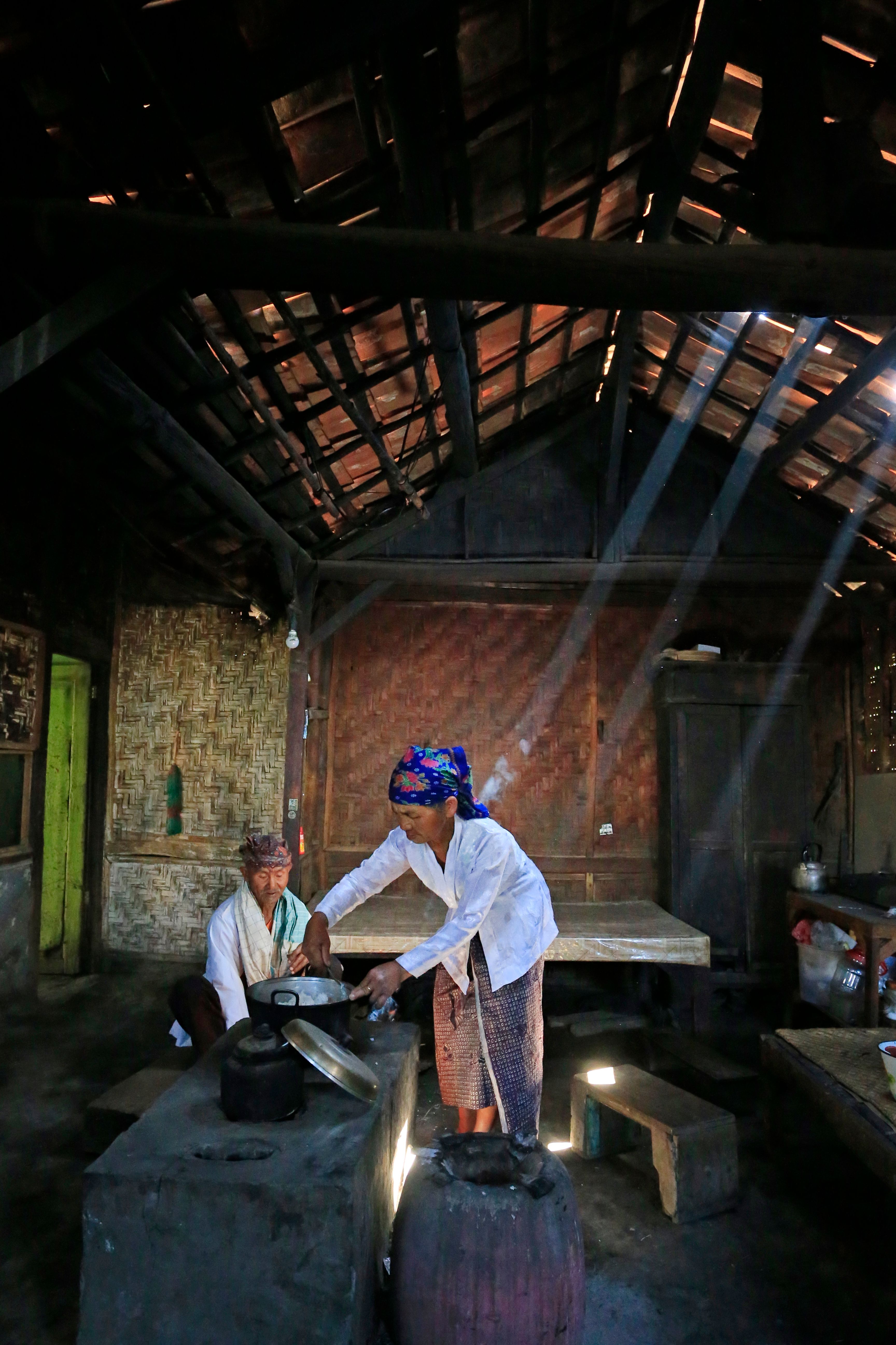 Traditional Cooking in Rustic Rural Kitchen · Free Stock Photo