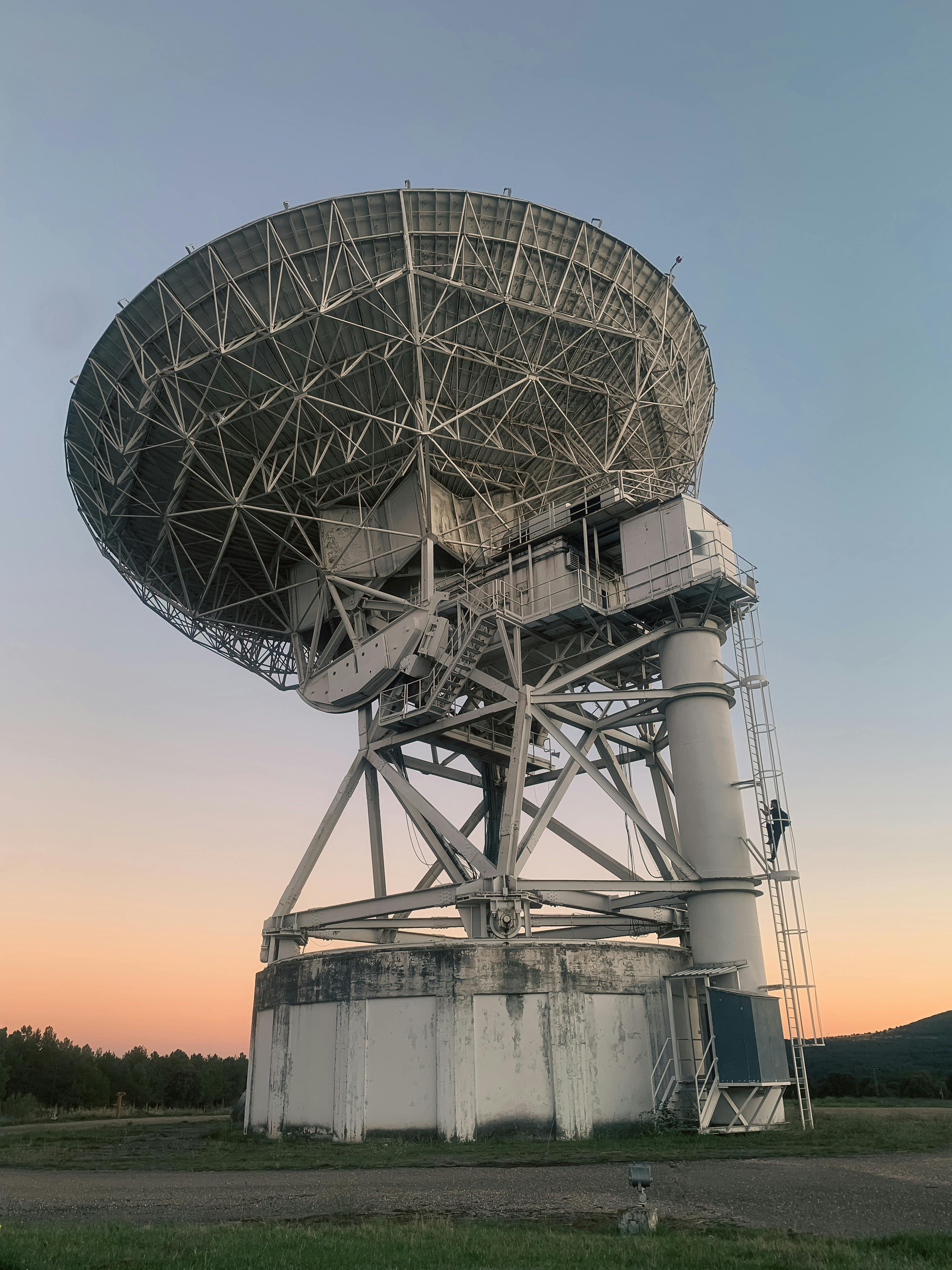 Real Big Ear Radio Telescope Photos, Download The BEST Free Real Big ...