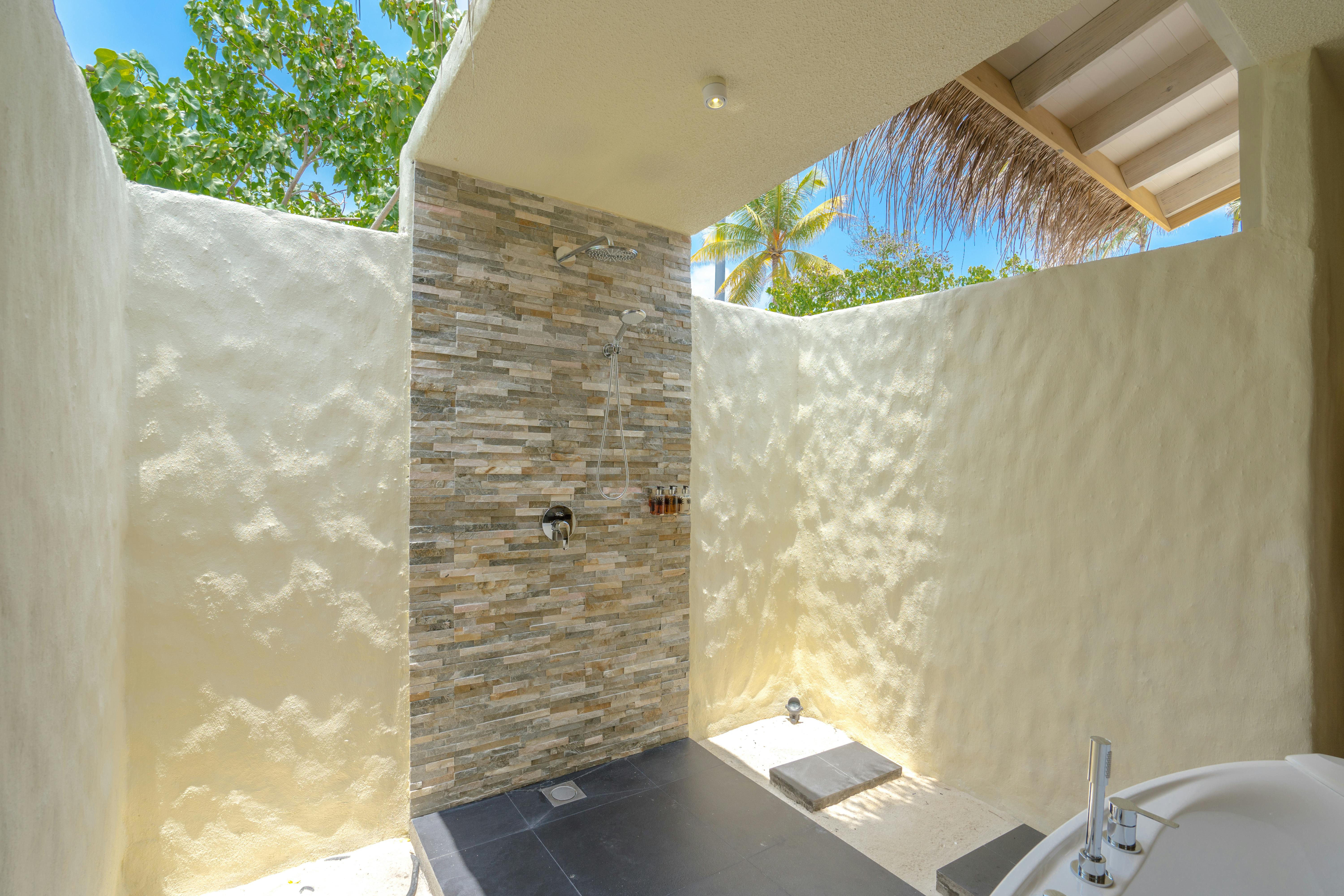 Luxury Outdoor Tropical Shower in Sunny Maldives · Free Stock Photo
