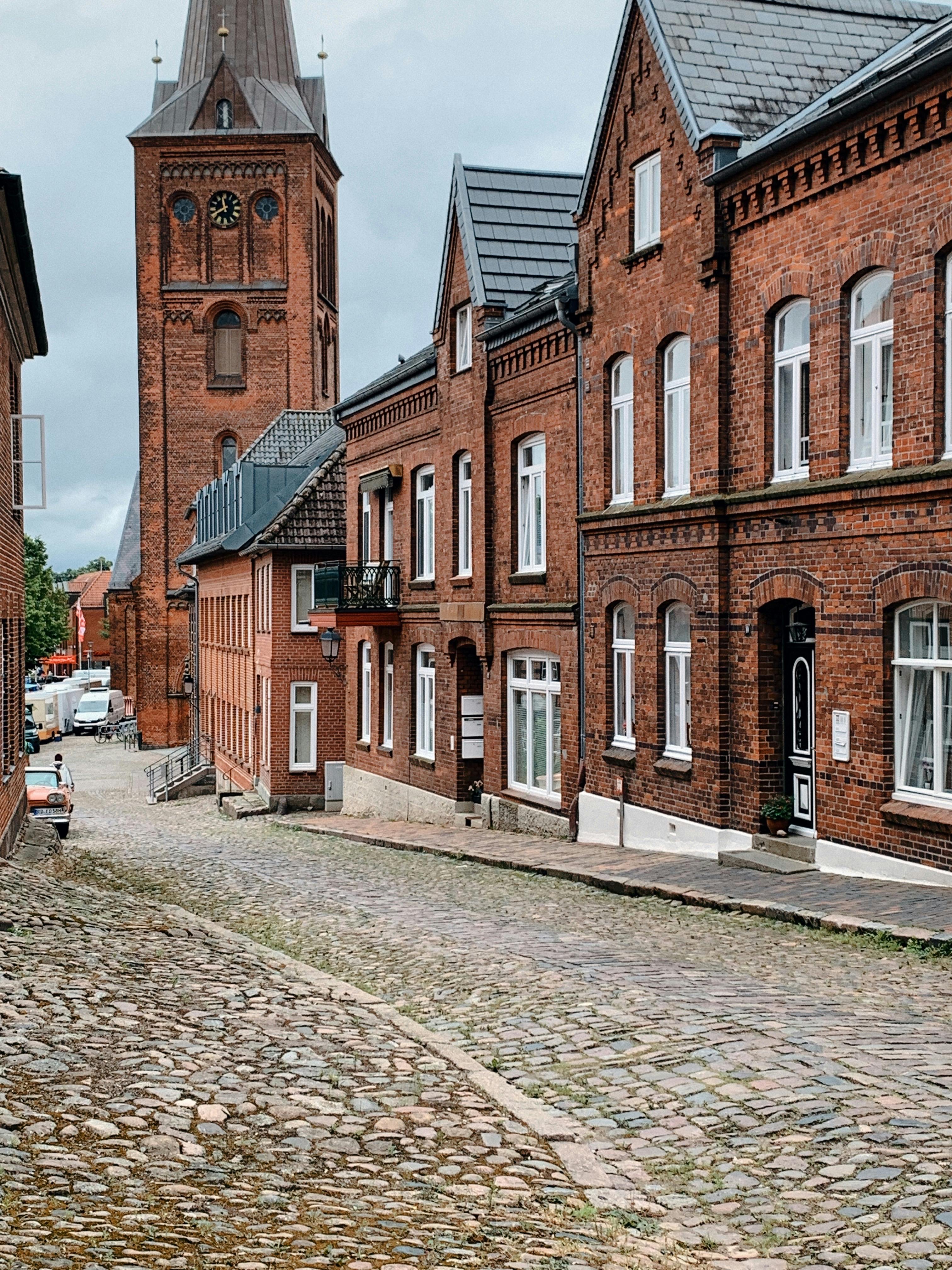 Charming Cobbled Street in Plön, Germany · Free Stock Photo