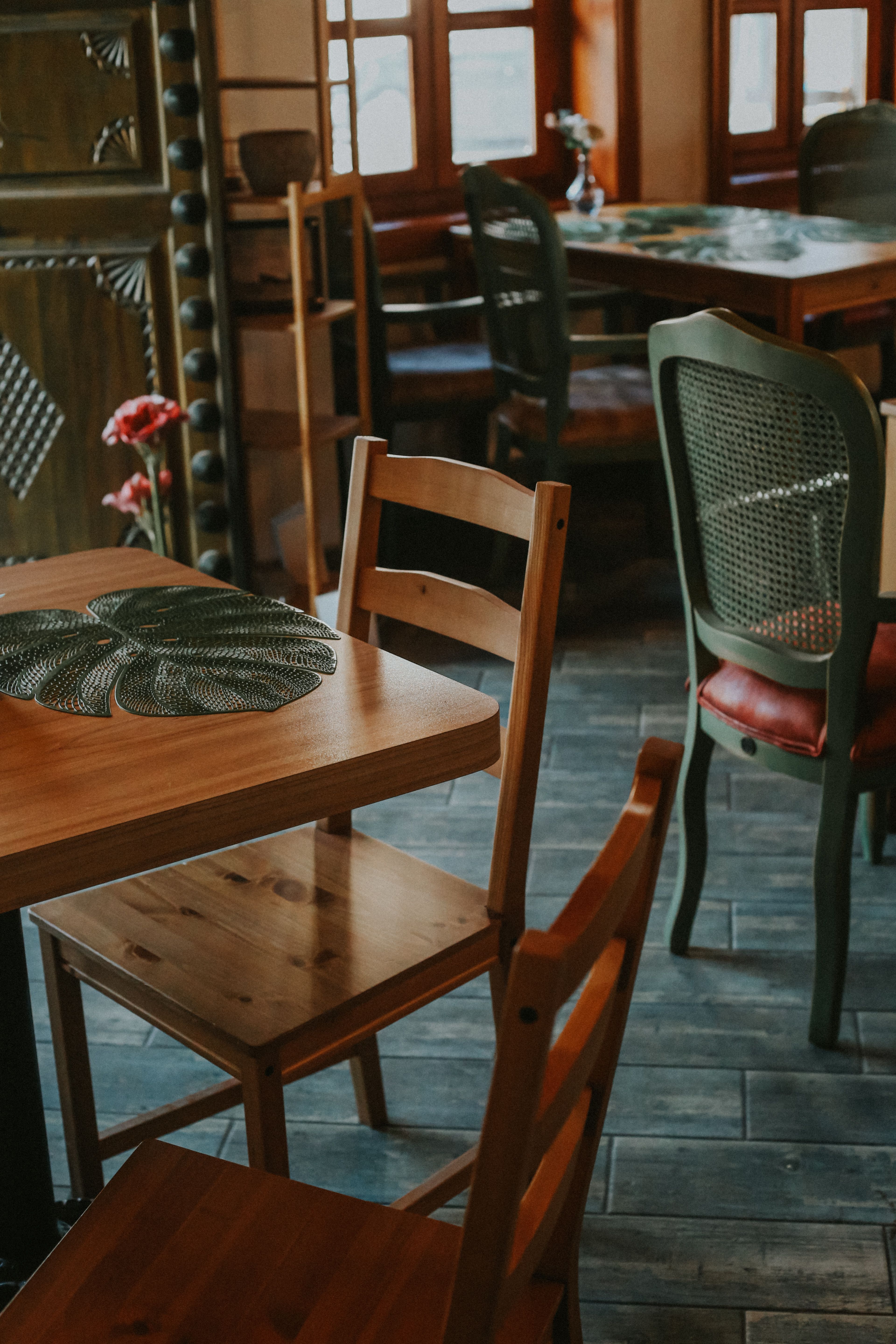 Cozy Rustic Cafe Interior with Wooden Furniture · Free Stock Photo